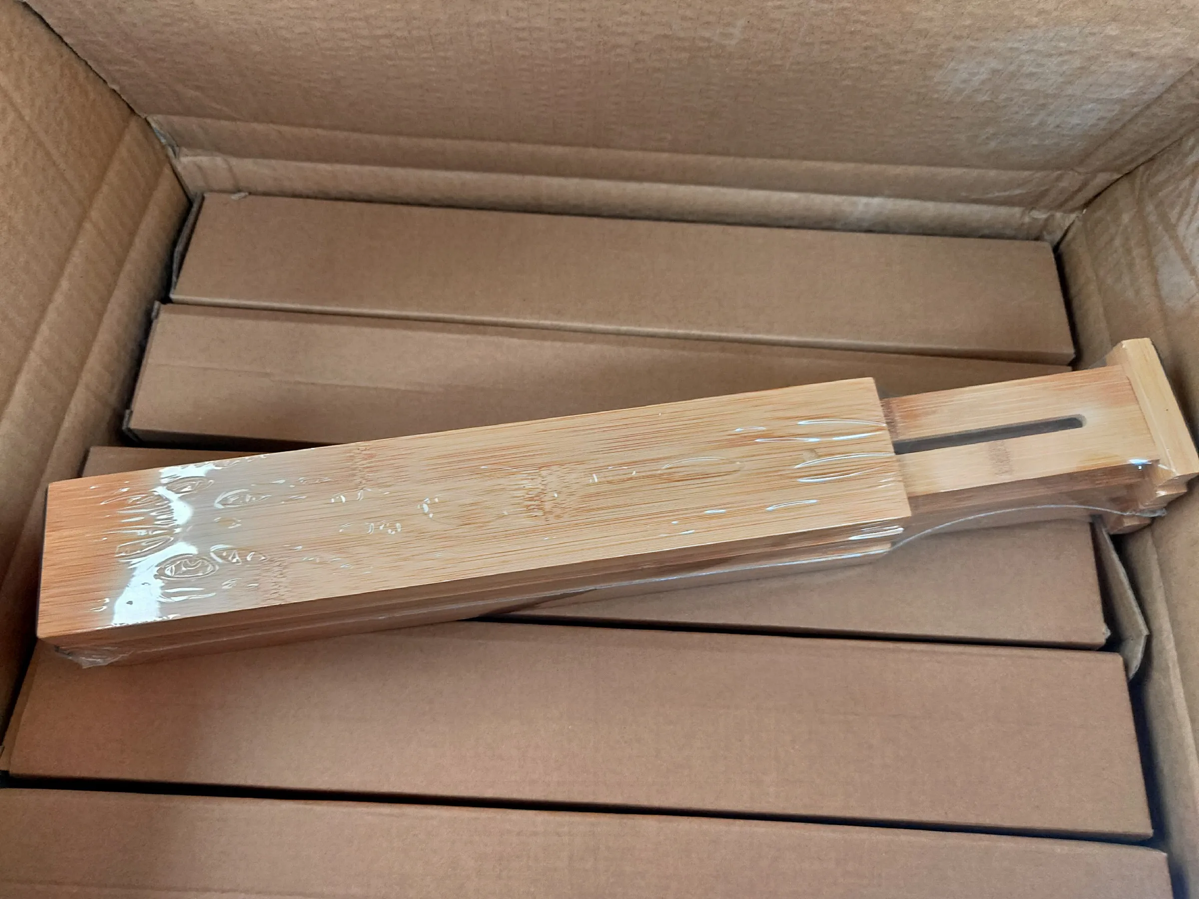 Adjustable Spring Loaded Drawer Divider Expandable Drawer Organizer ...