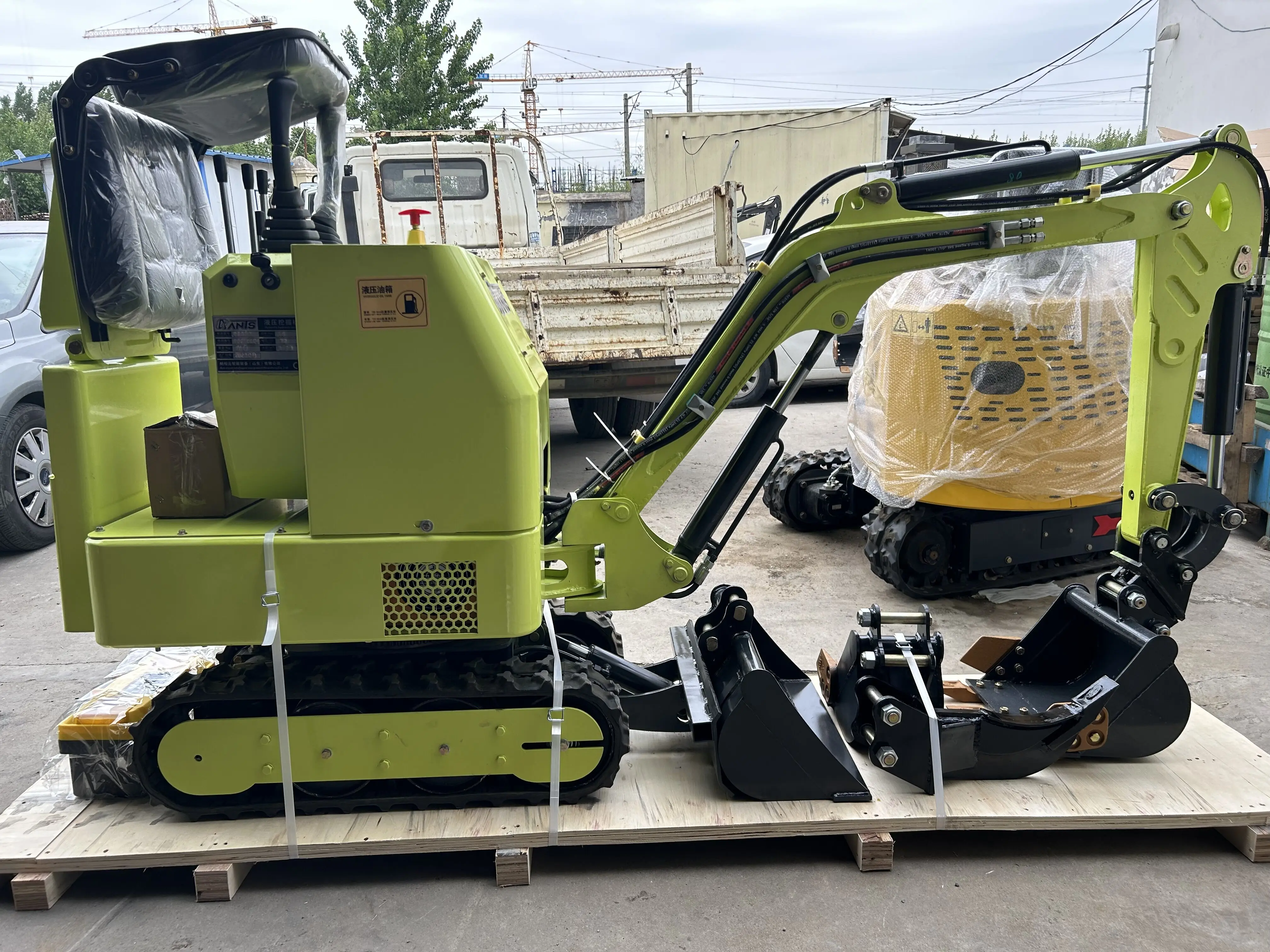 Smallest Electric Mini Excavator Better Than Pc01 Small Digger With ...