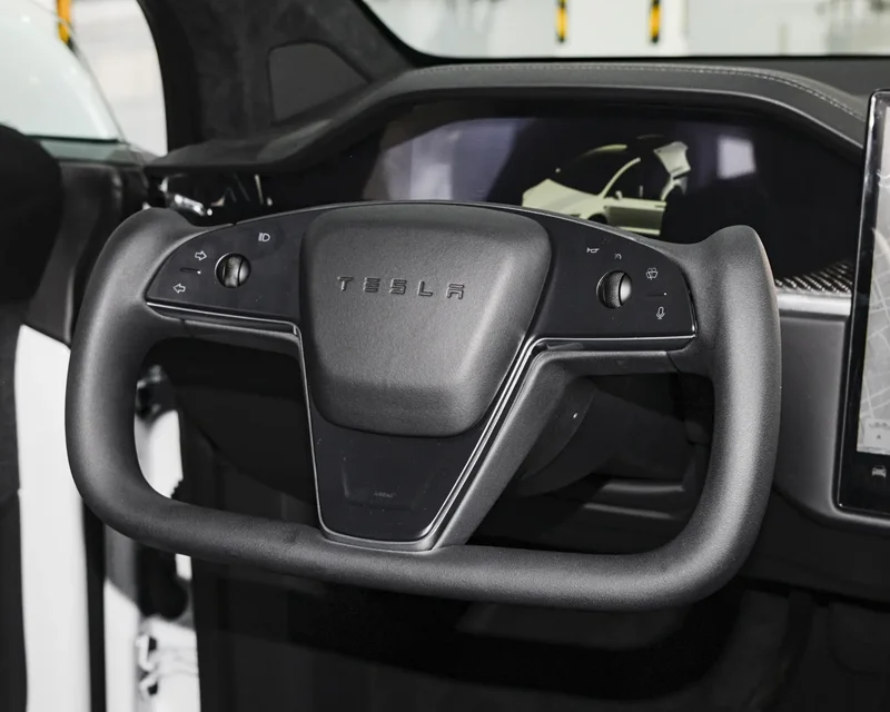 Tesla Model X Three Motor All Wheel Drive Electric Suv 6 Seats Medium ...