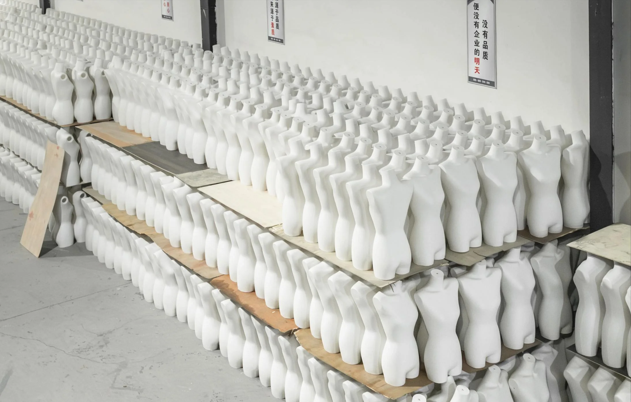 Curvy BBL Female Dummy Fiberglass Mannequin for Display