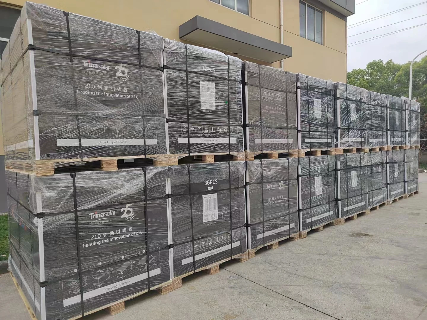 Tier 1 Topcon Half Cell 16bb Mono Bifacial 540w 550w Double Class 580w ...
