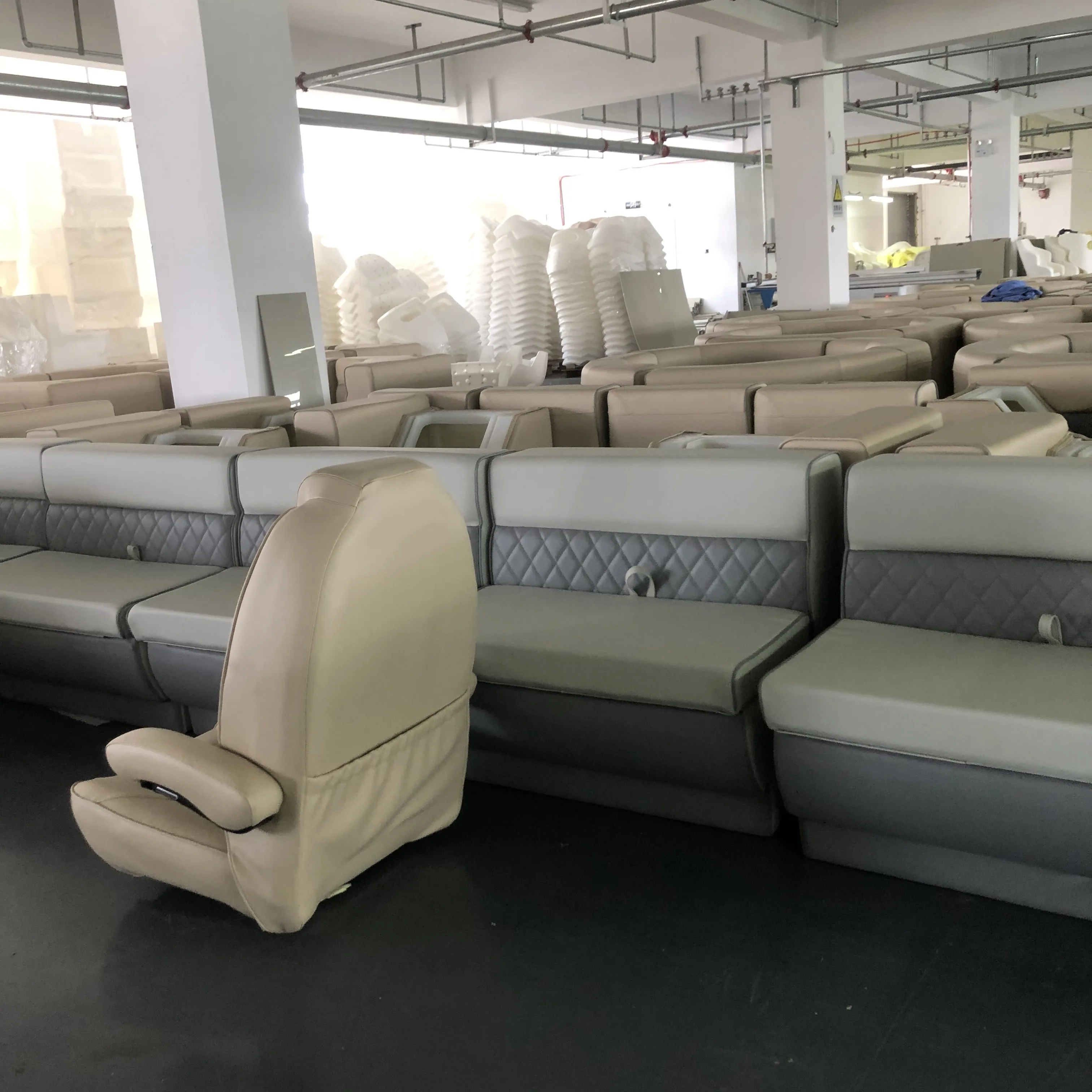 Marine High Back Recliner with Flip up Bolster Pontoon Helm Seat