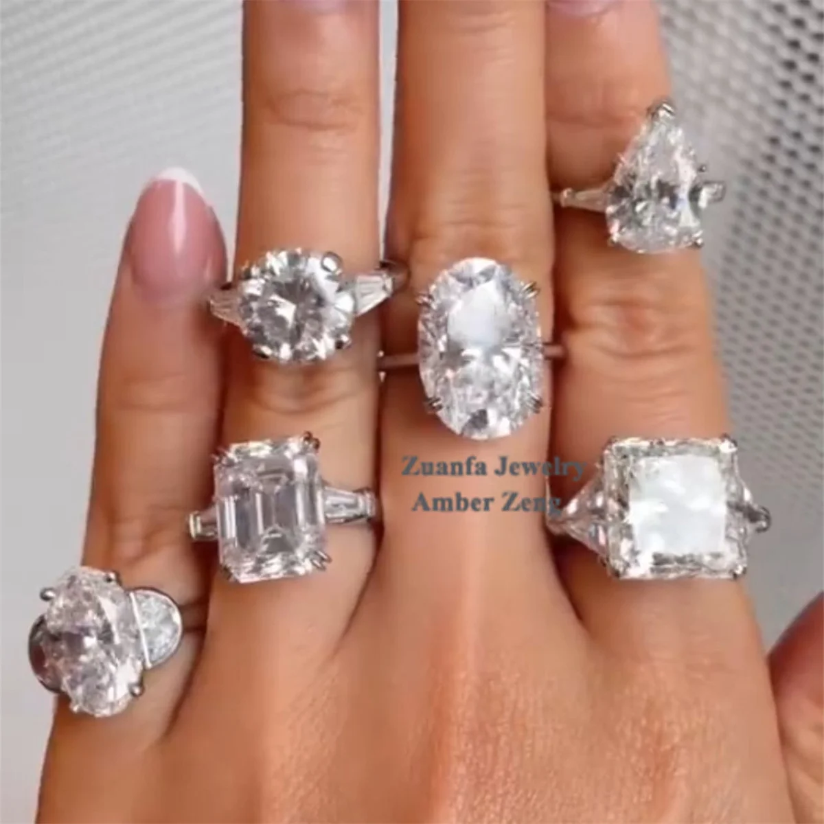 18K Solid Gold Engagement Rings with Moissanite Diamonds