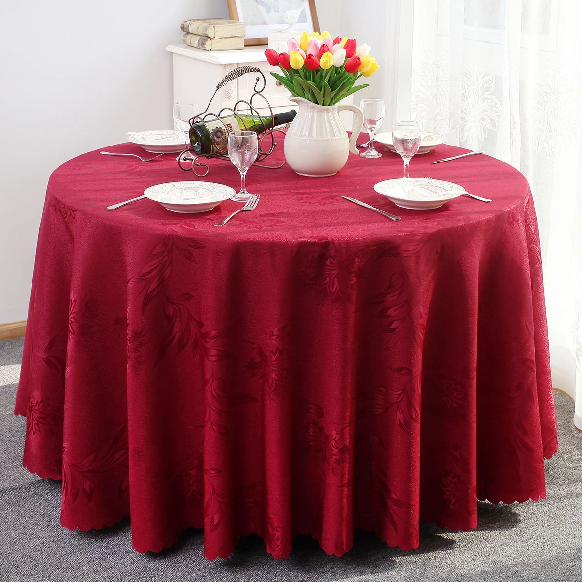 132 Inch Red Round Jacquard Tablecloth For Luxury Wedding Banquet ...