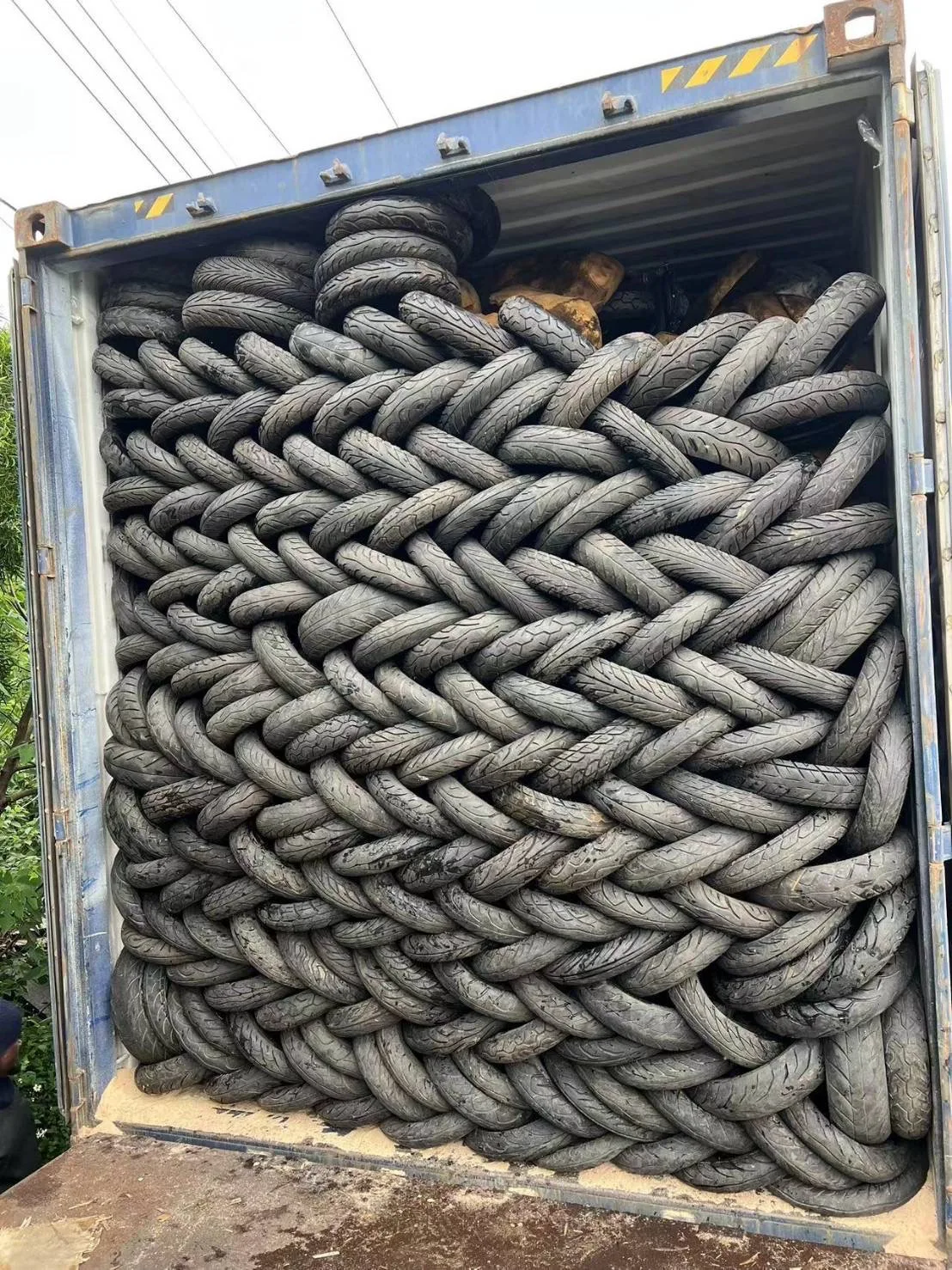 Taiwan - Containers of Used Gas Petrol Scooters & Motorcycles