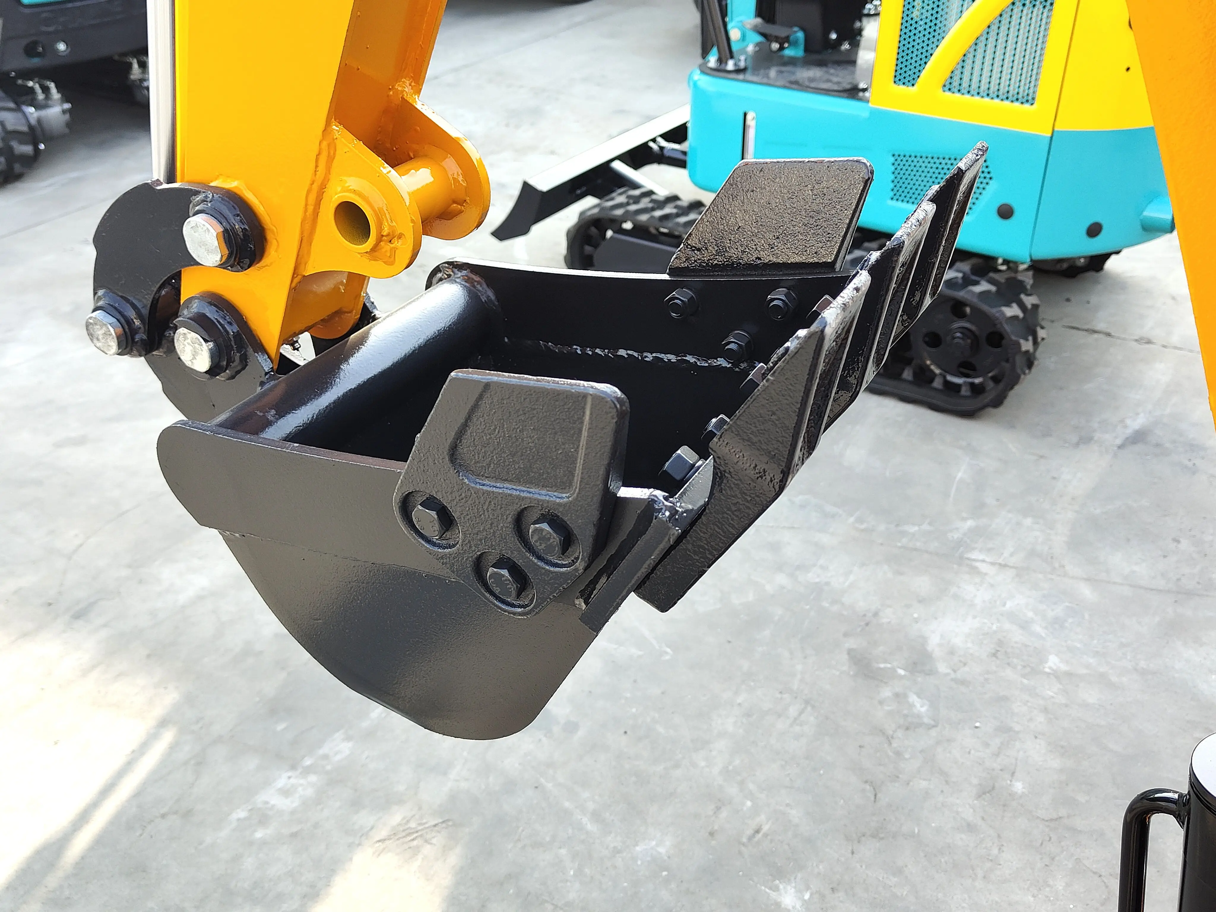 800kg Mini Excavator SWE08 | Crawler Digger with 1120mm Dig Depth ...
