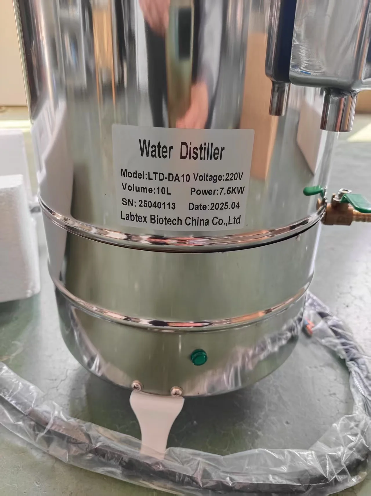 Labtex Water Distillation Apparatus - Efficient & Durable