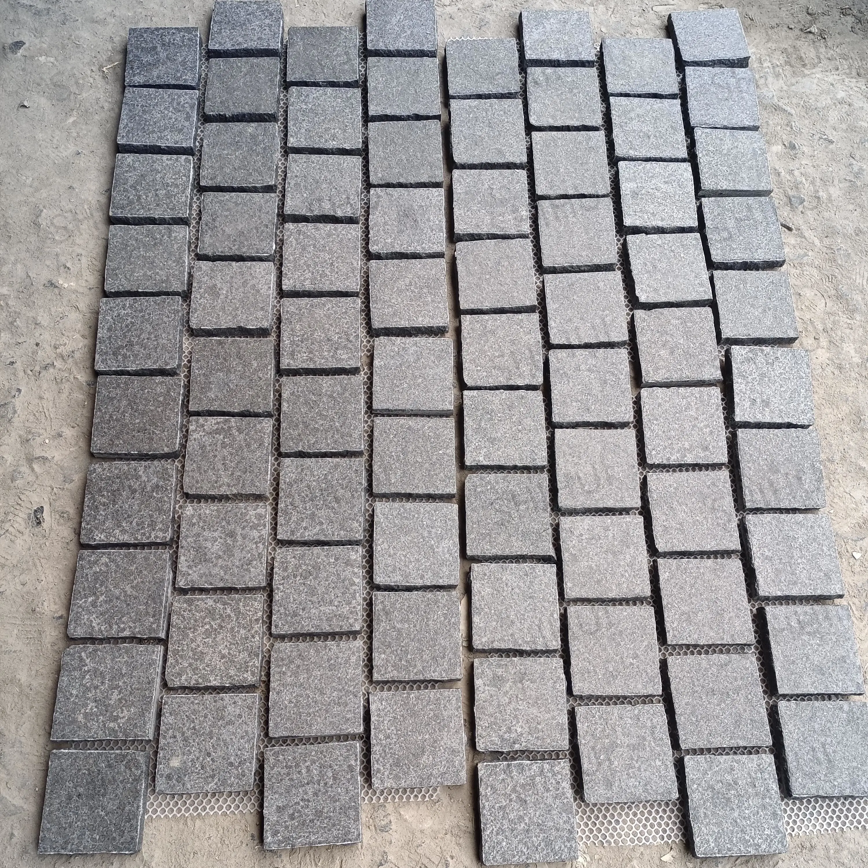 Alibaba.com: SH STONE G684 Granite Cube Brick Pavers with Flamed ...