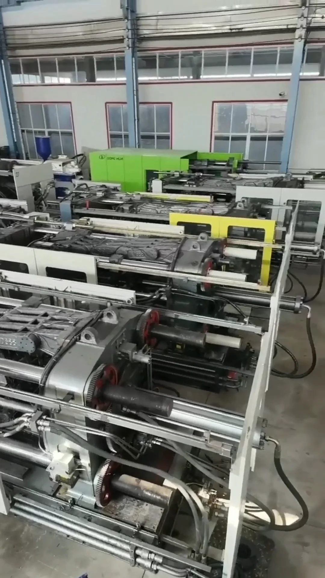 Used Plastic Material Autoloader Hopper Loader For Injection Molding ...