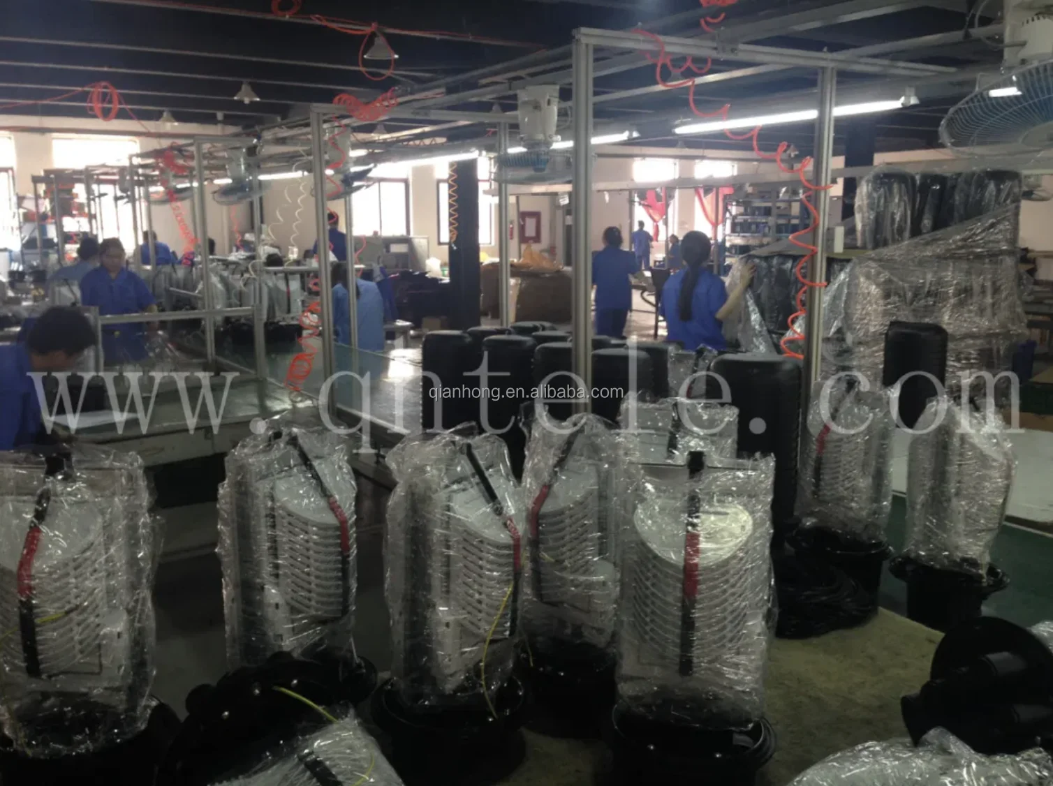 288 cores FTTH/FTTX IP68 Dome Type Closure Fiber Optic Splice Closure ...