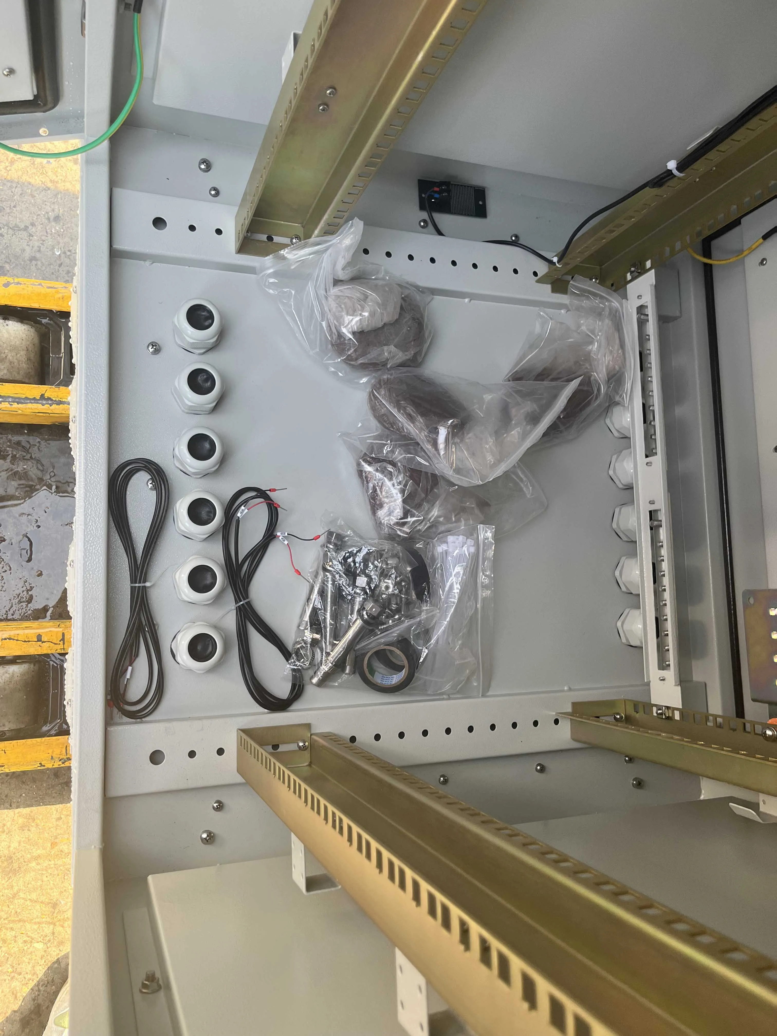 Factory Wholesale Outdoor Energy Cabinet Integrated Cabinet System ...