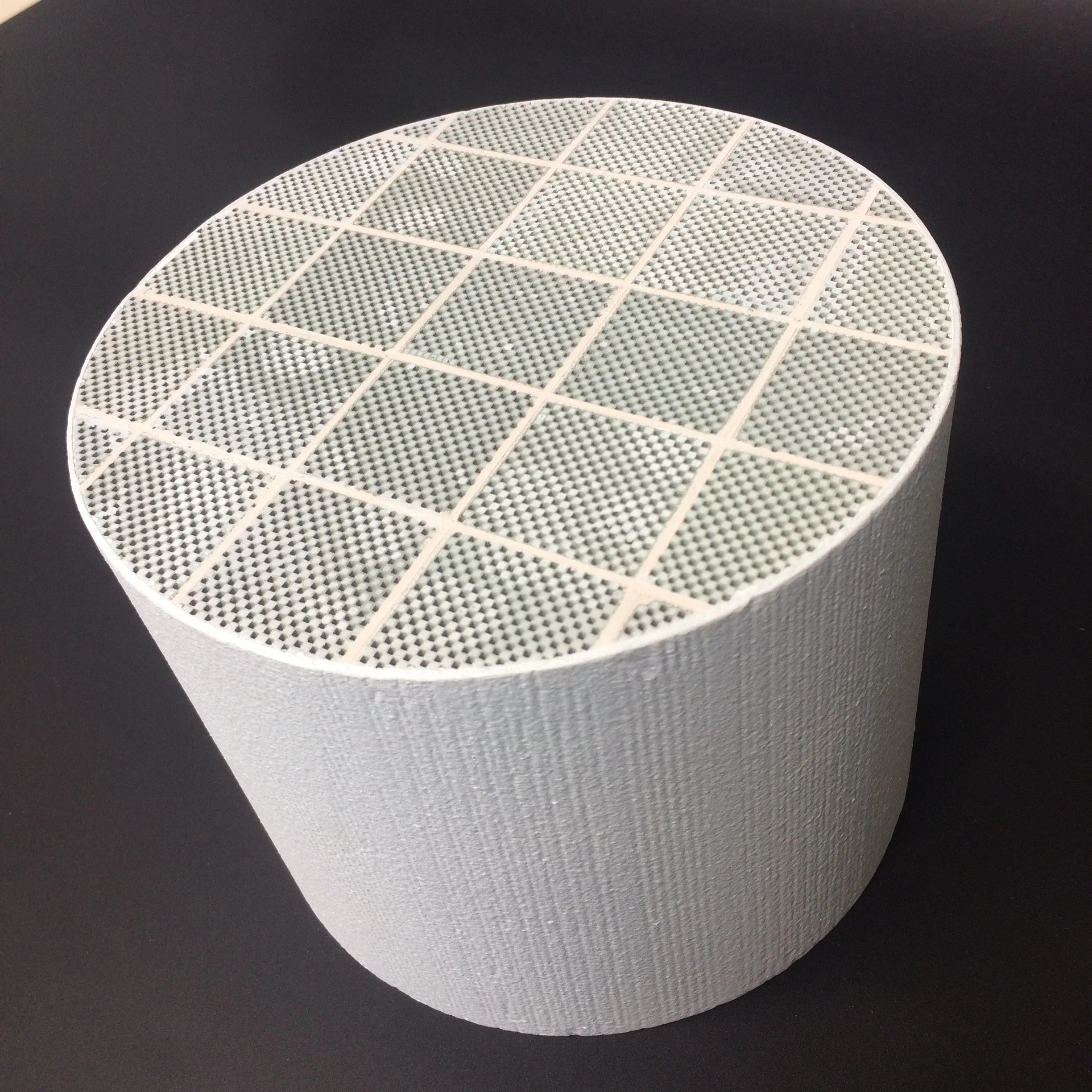 Catalytic Dpf And Scr And Diesel Oxidation Catalyst Doc & Particle ...