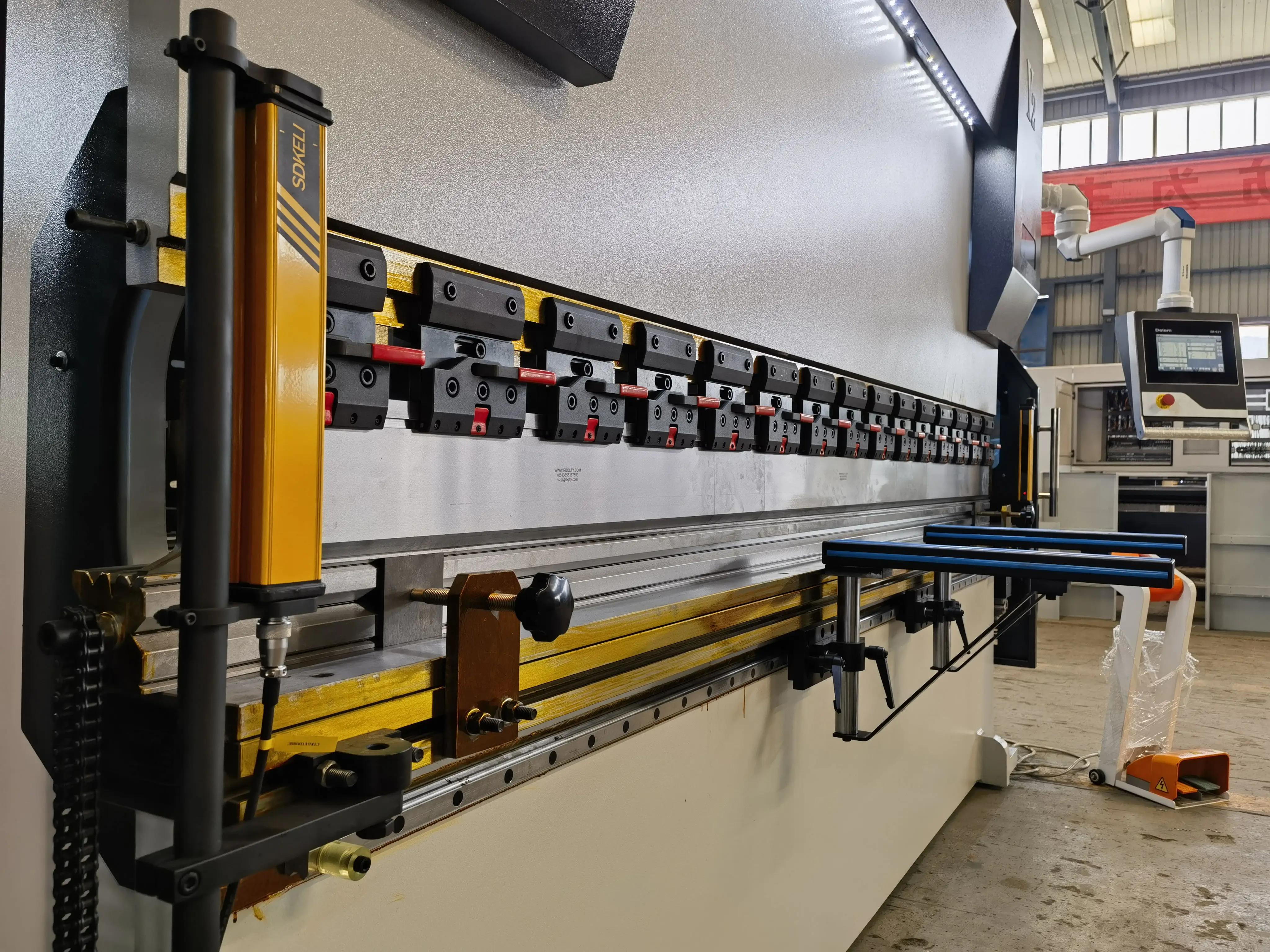 Cnc Press Brake Bending Machine Fully Automatic Press Brake - Buy Press ...