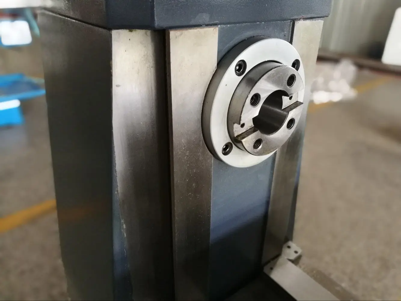 Sumore Sp2241 China Turret Milling Machine 95mm Quill 3hp/2.2kw Power ...