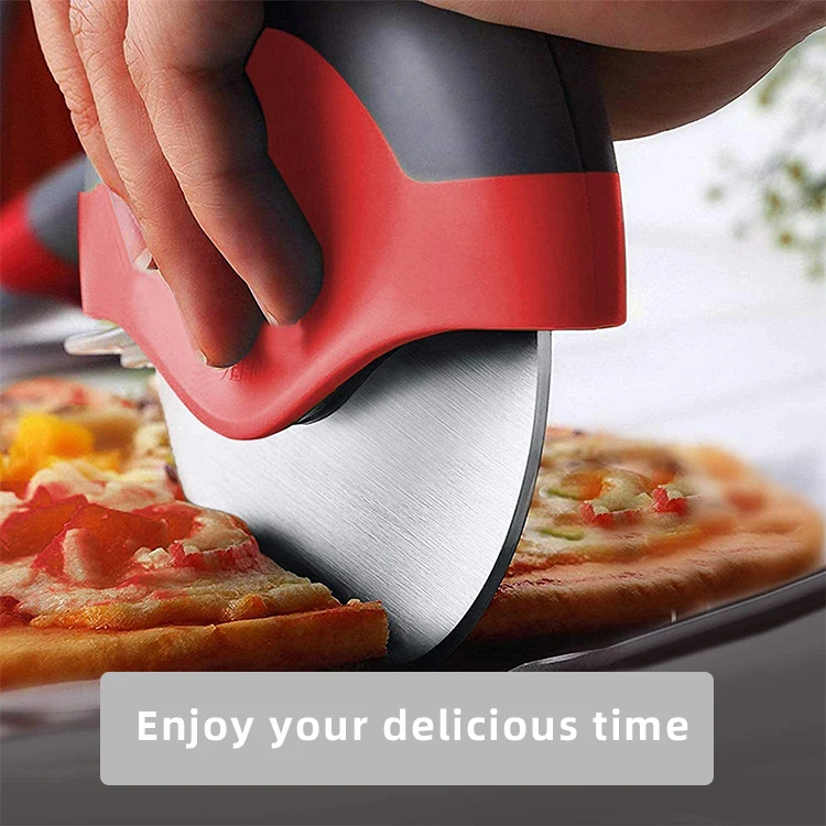 Pizza Cutter Wheel - Pizza Slicer With Protective Blade Guard - Razor ...