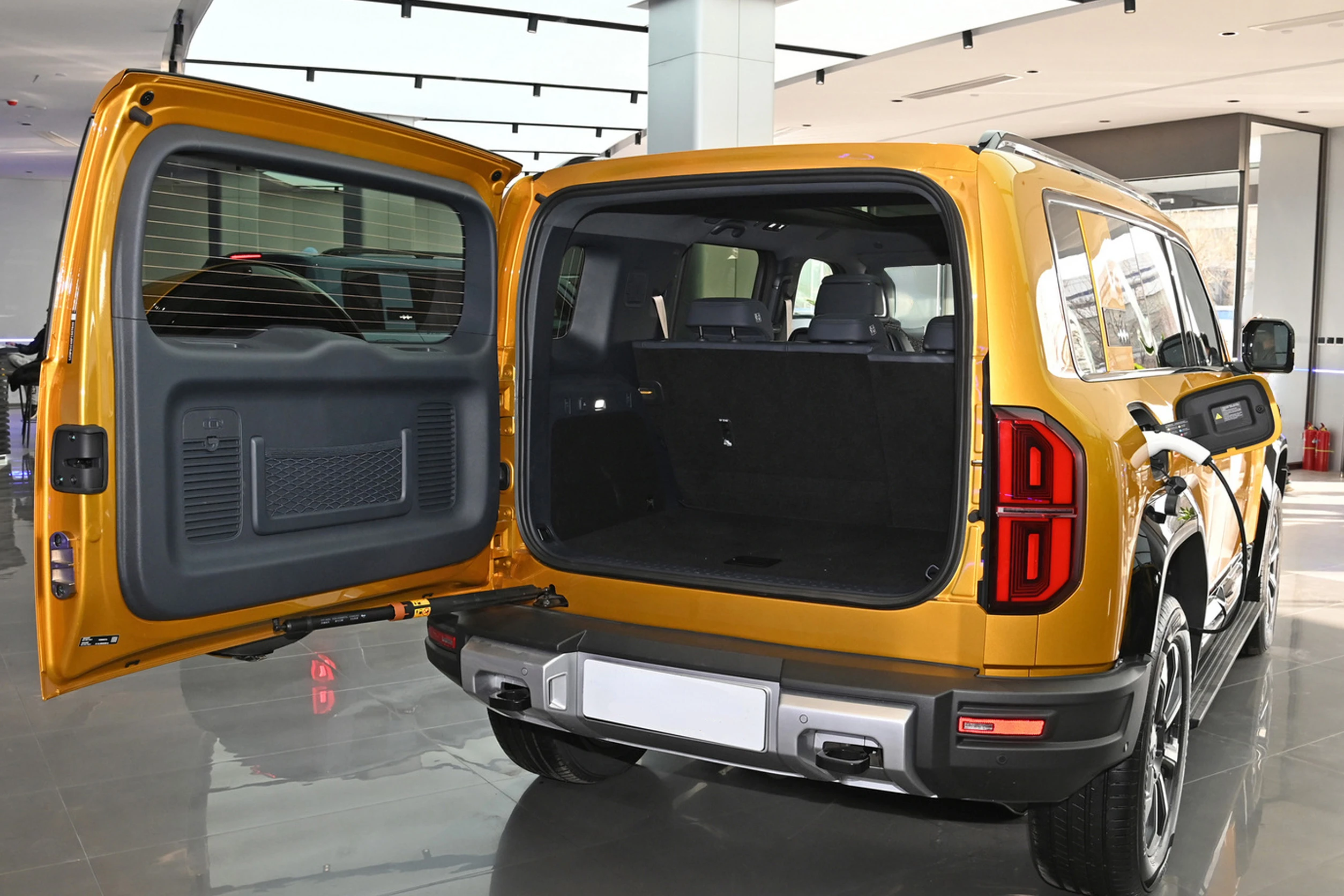 2023 Byd Fang Cheng Bao Leopard 5 Hybrid Electric Car 4x4 Suv Ev Mini ...