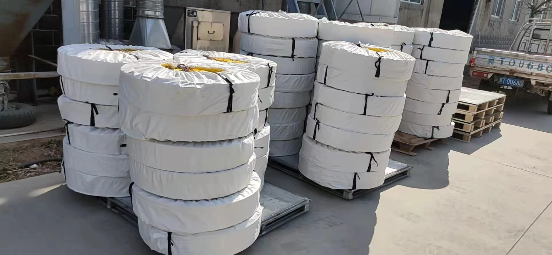 Customer Designed Sluice P Type Rubber Seal Strip - Buy China ...