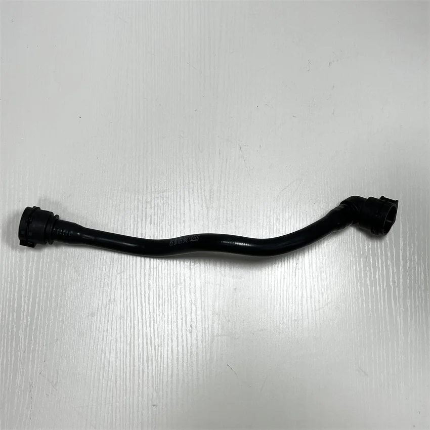 Stzt 2465010058 Auto Parts Coolant Water Pipe For Mercedes Benz Cla 180 ...