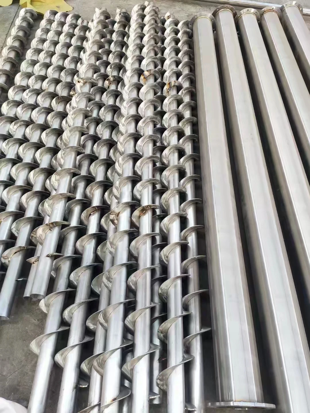 U Type Fertilizer Inclined Trough Screw Conveyor with Hopper