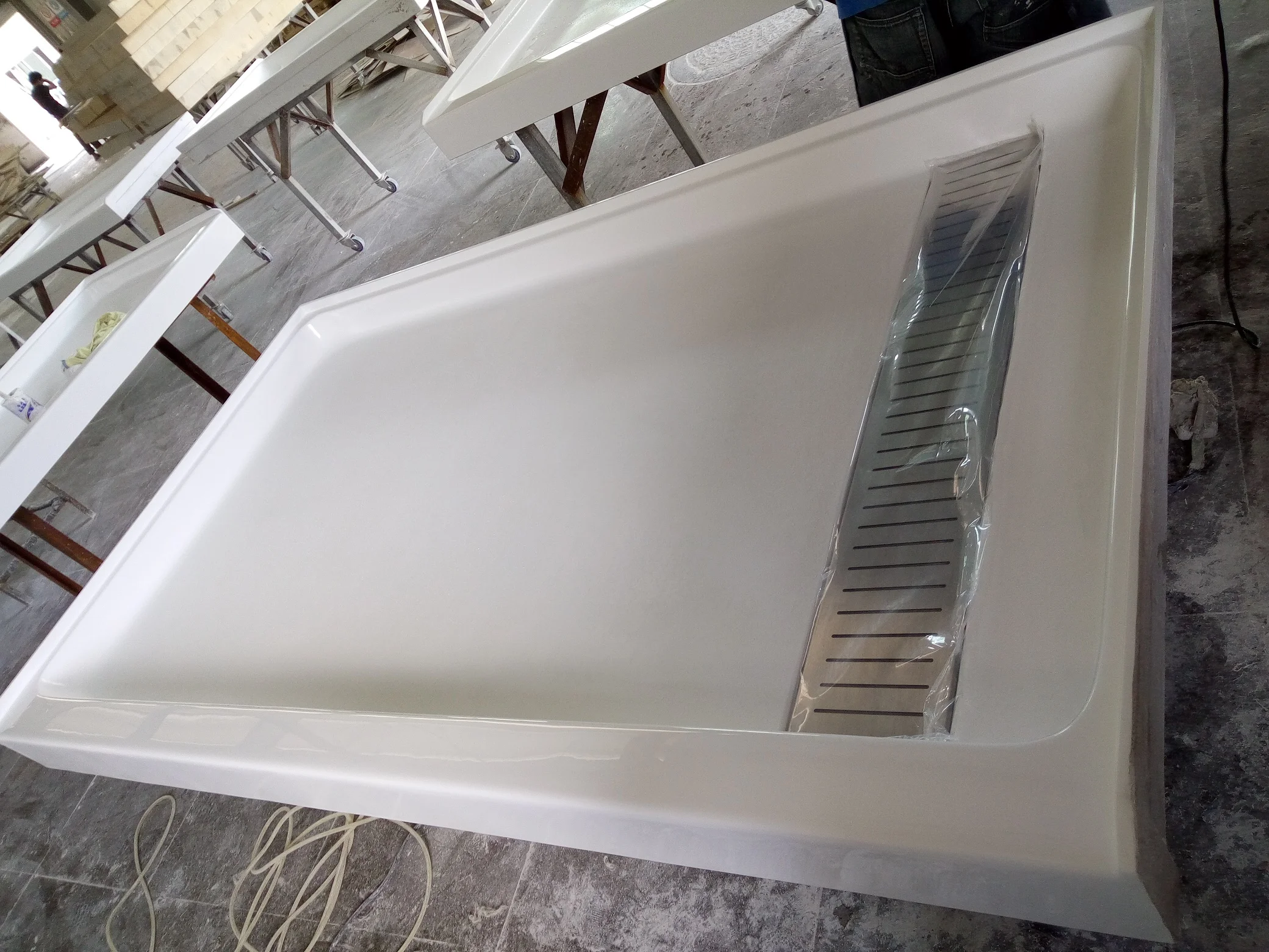 Cultured Marble Trench Drain Textured Non-slip Shower Pan Cast Marble ...