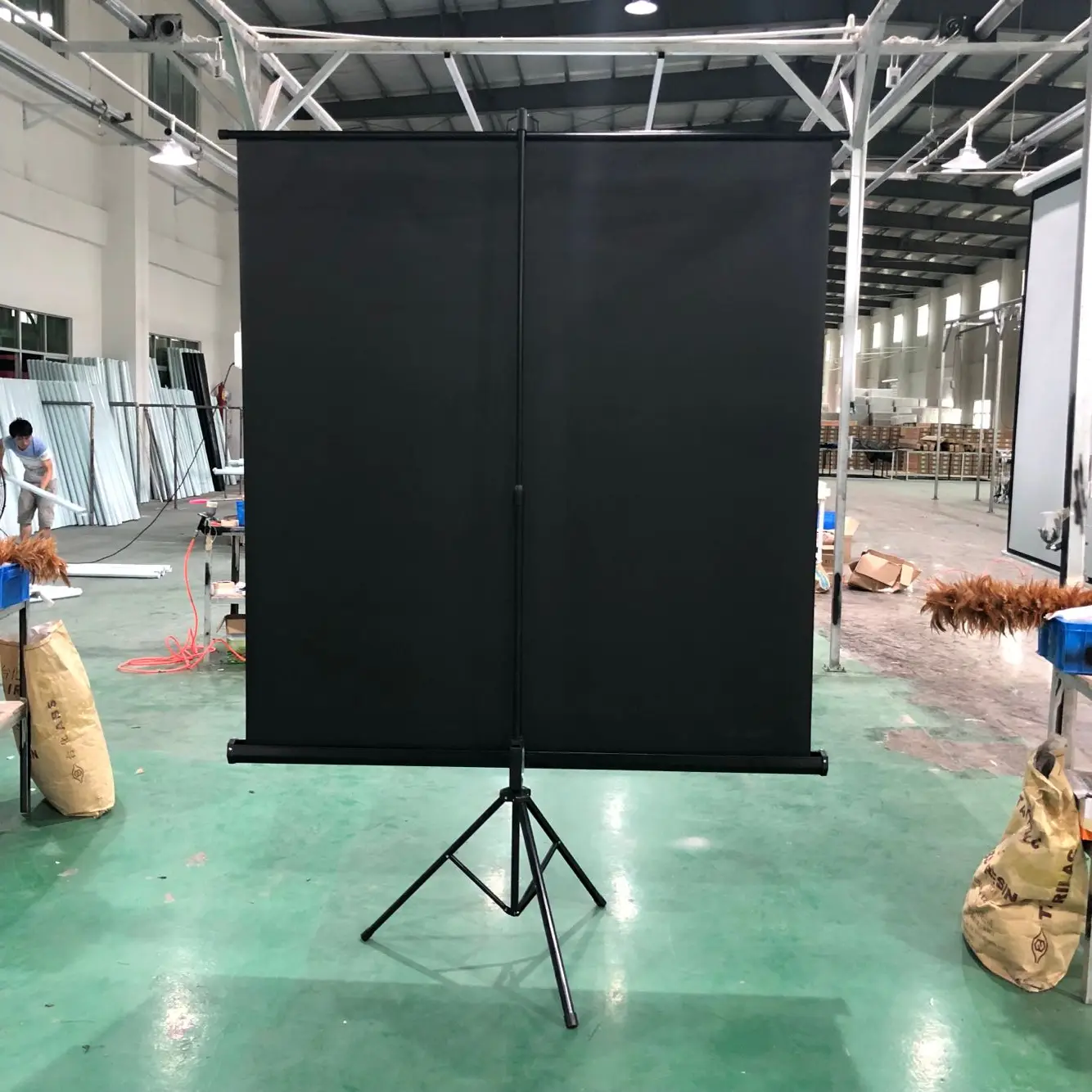 72 Inch 4:3 Tripod Stand Screen for Projector Mobile Tripod Projection ...