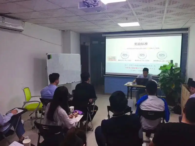 W463 G500 G550 Coolant Radiator - OEM 4635004300 for Mercedes-benz