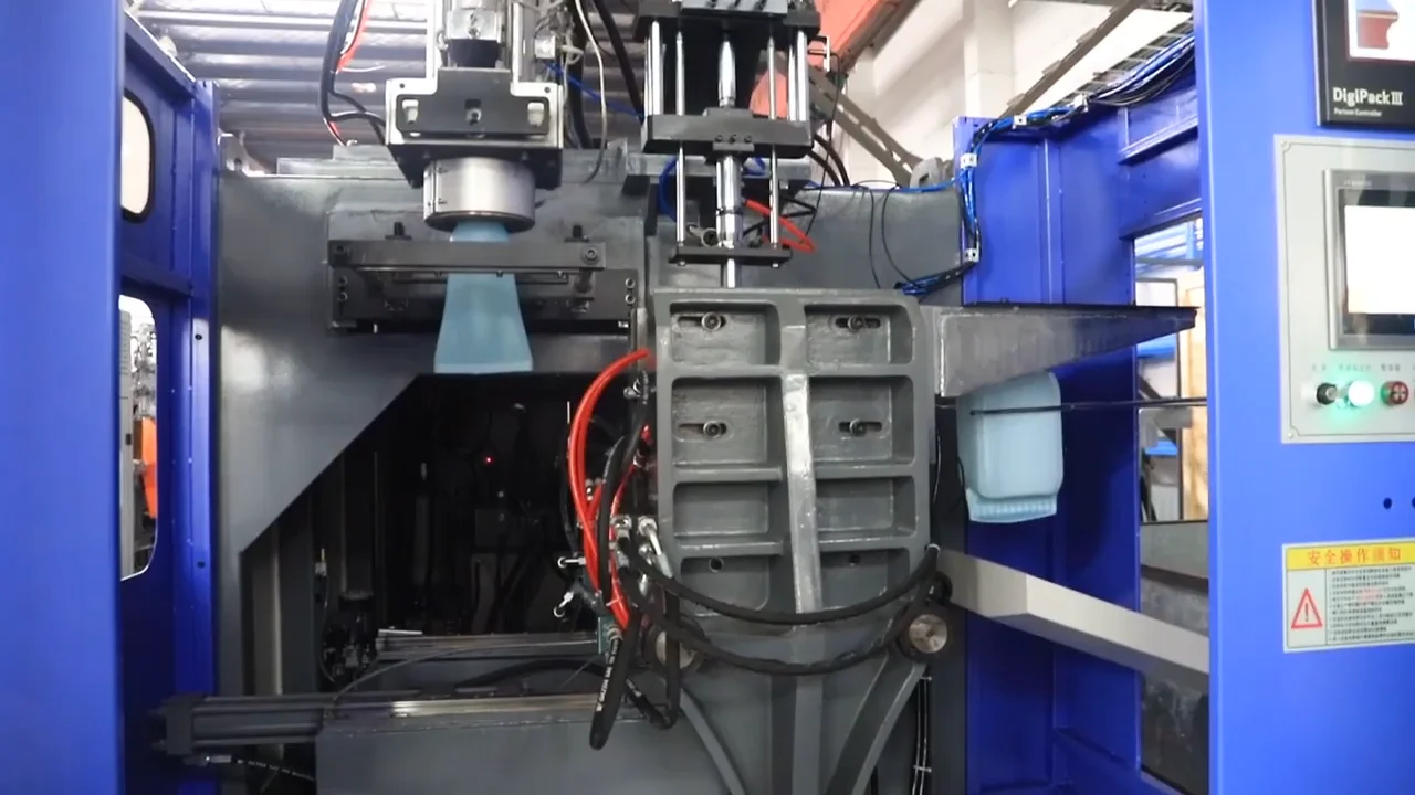 Tongda Ht2l Fully Automatic 1l 2l Plastic Pp Hdpe Bottle Jerry Can Blowing Moulding Jerrycan ...