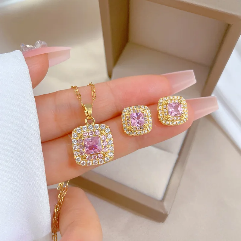 Stylish Stainless Steel Jewelry Set with 18k Gold Plating
