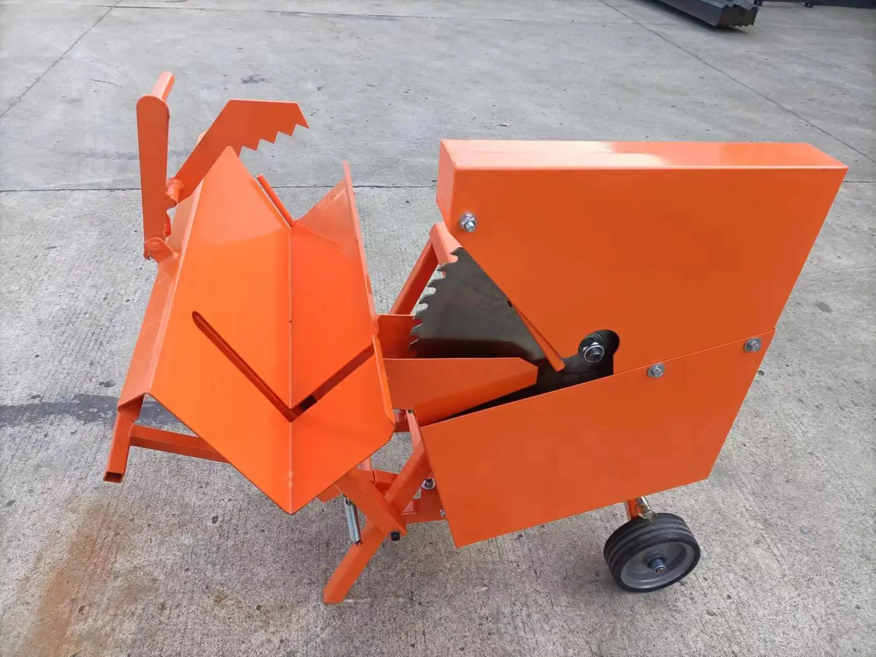 RIMA Brand PTO Driven Log Saw | Professional Firewood Processor ...