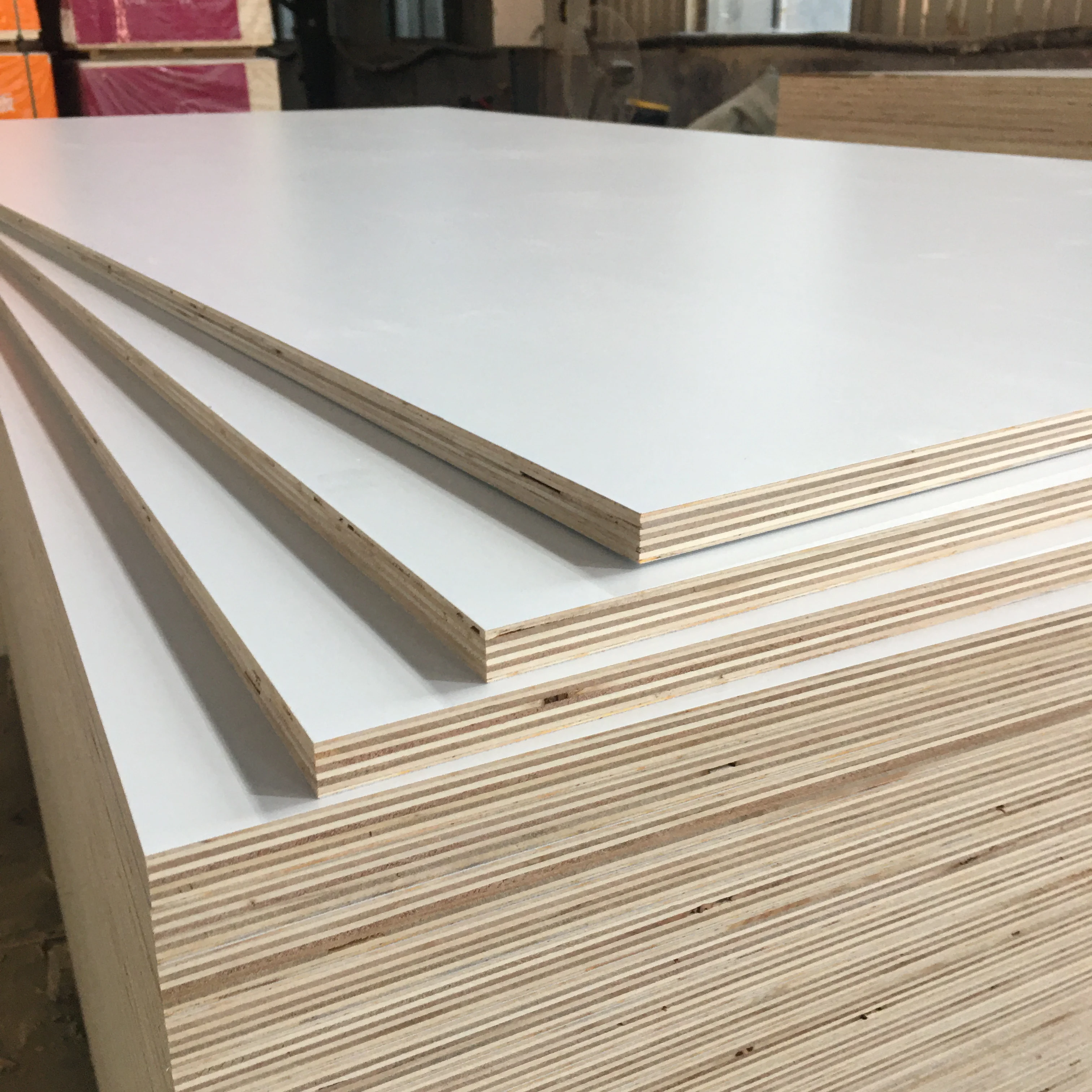 4x8 Laminated Board Plywood Sheets - Versatile & Durable