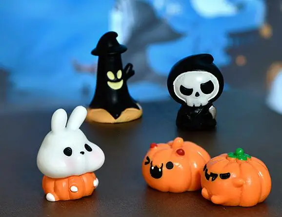 Wholesale Mini Kids Gifts Collectible Toys New Witch Halloween Resin ...