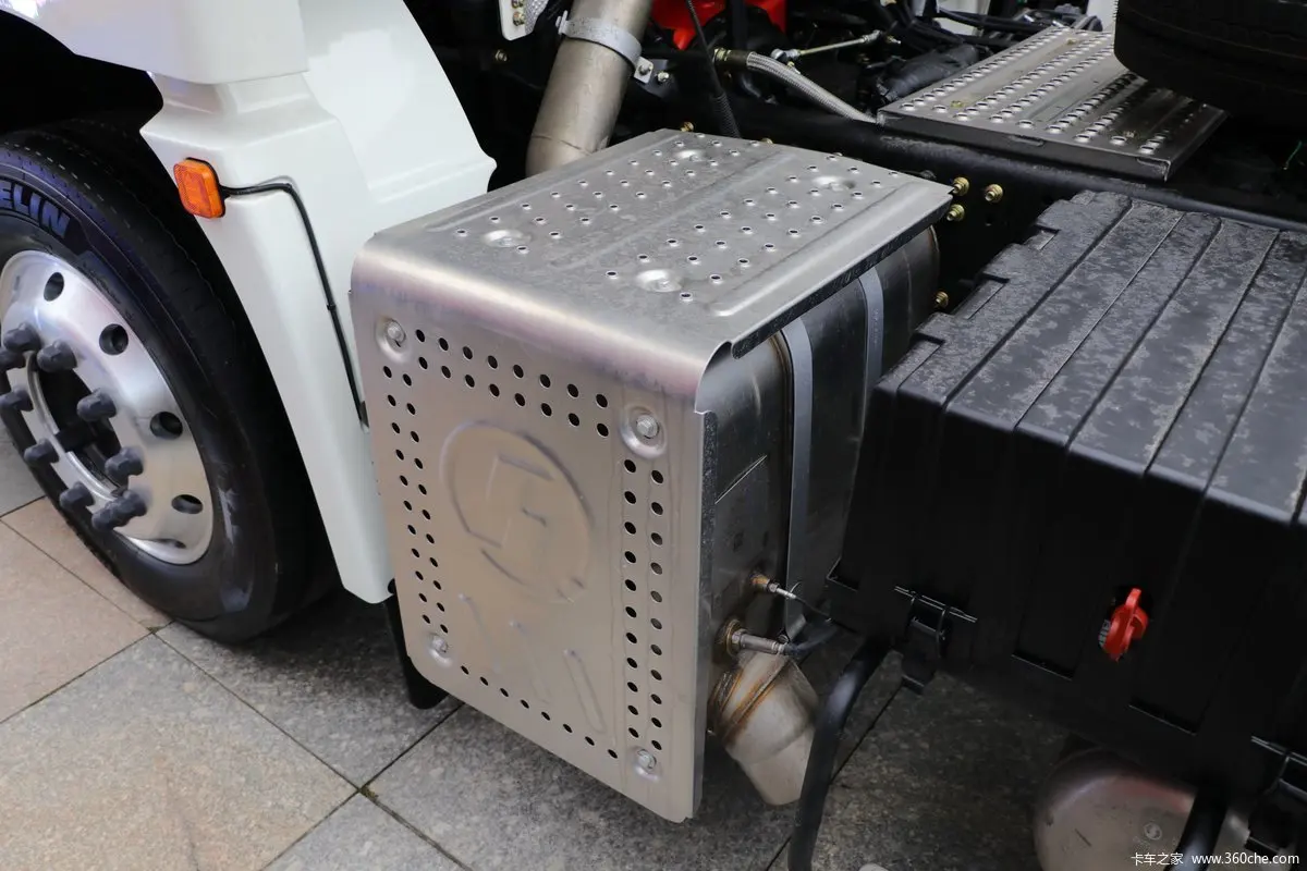 Shacman Delong X3000 Diesel Used Car Low Cost Tractor Hanging Front 4x2 ...