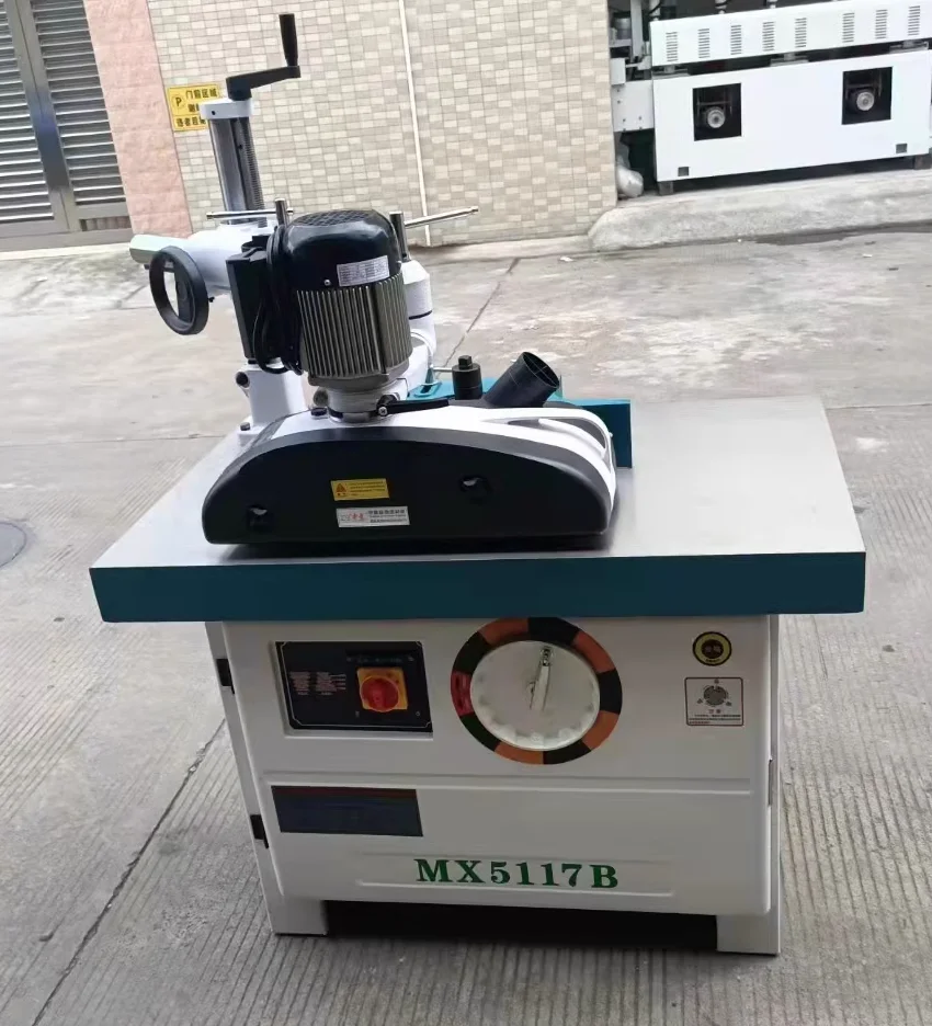 Grandio Wood Milling Machine - Efficient CNC Router