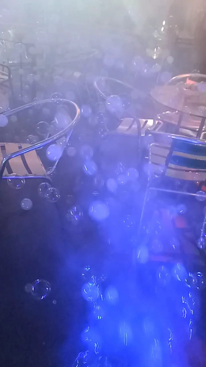 Siterui Sfx Stage Party Fog &bubble Equipment 2000w Led Smoke Bubble Cannon For Wedding Party ...