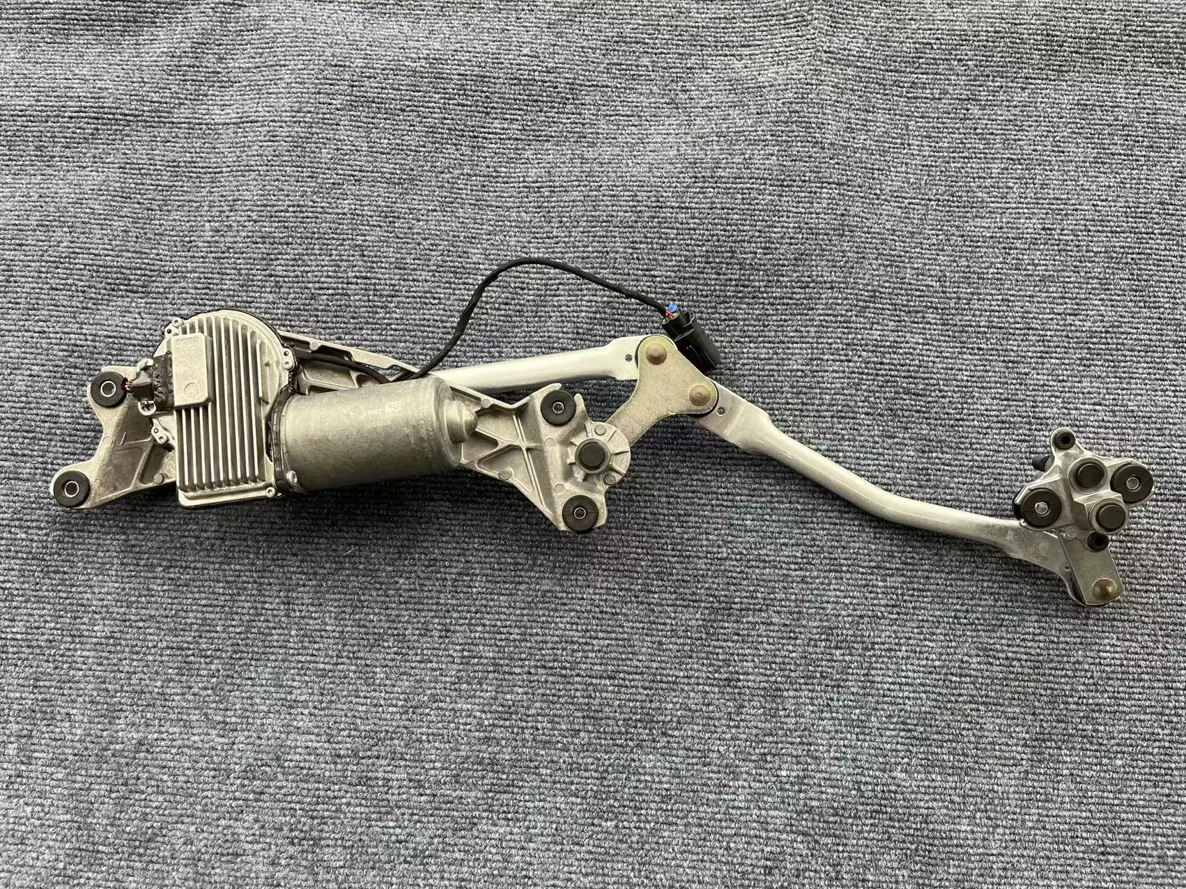 Wiper Linkage & Front Windshield Wiper Motor for Mclaren 720S & Senna