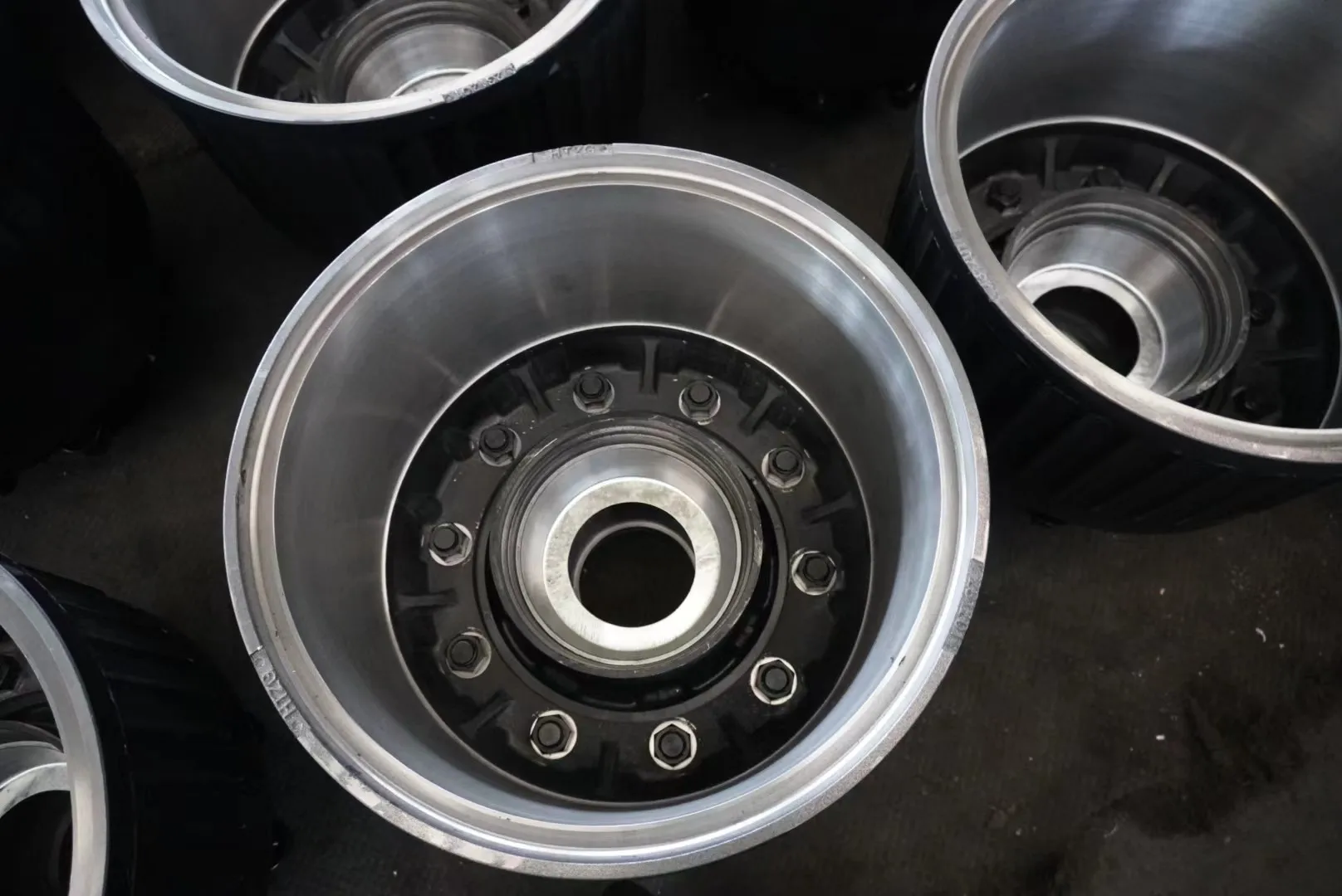 Heavy Duty Series Trailer Axle Tandem Bogie for Semi Trailer FDX24F10.0 ...