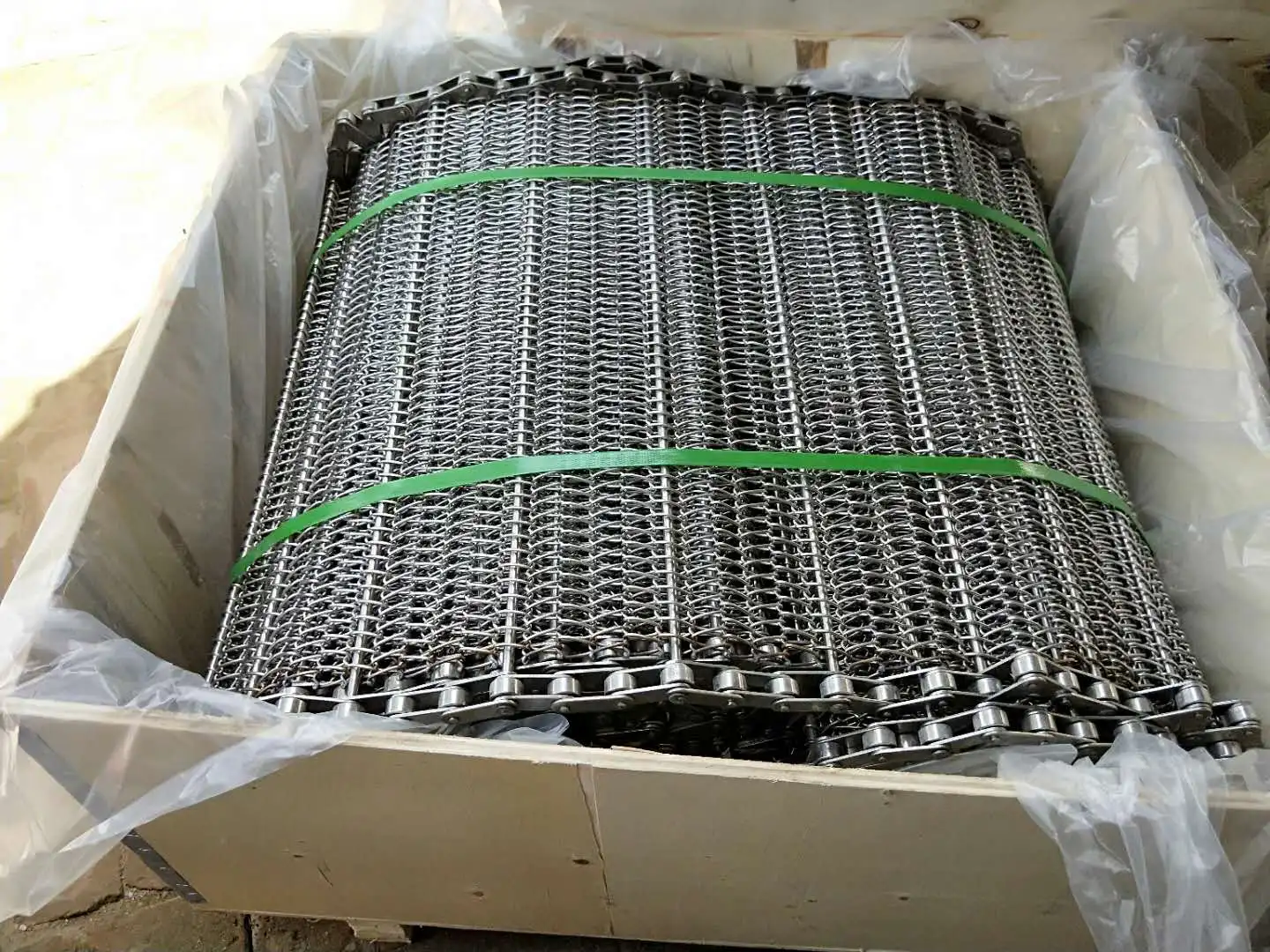 Stainless Steel Wire Mesh Conveyor Belts Flat Flex Conveyor Belt ...