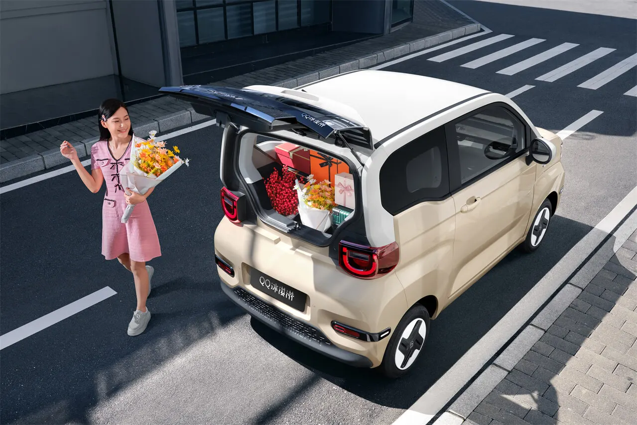 Electric Mini Car Chery Qq Ice Cream 3-door 4-seater 20kw Mini Electric Passenger Vehicles Cheap ...