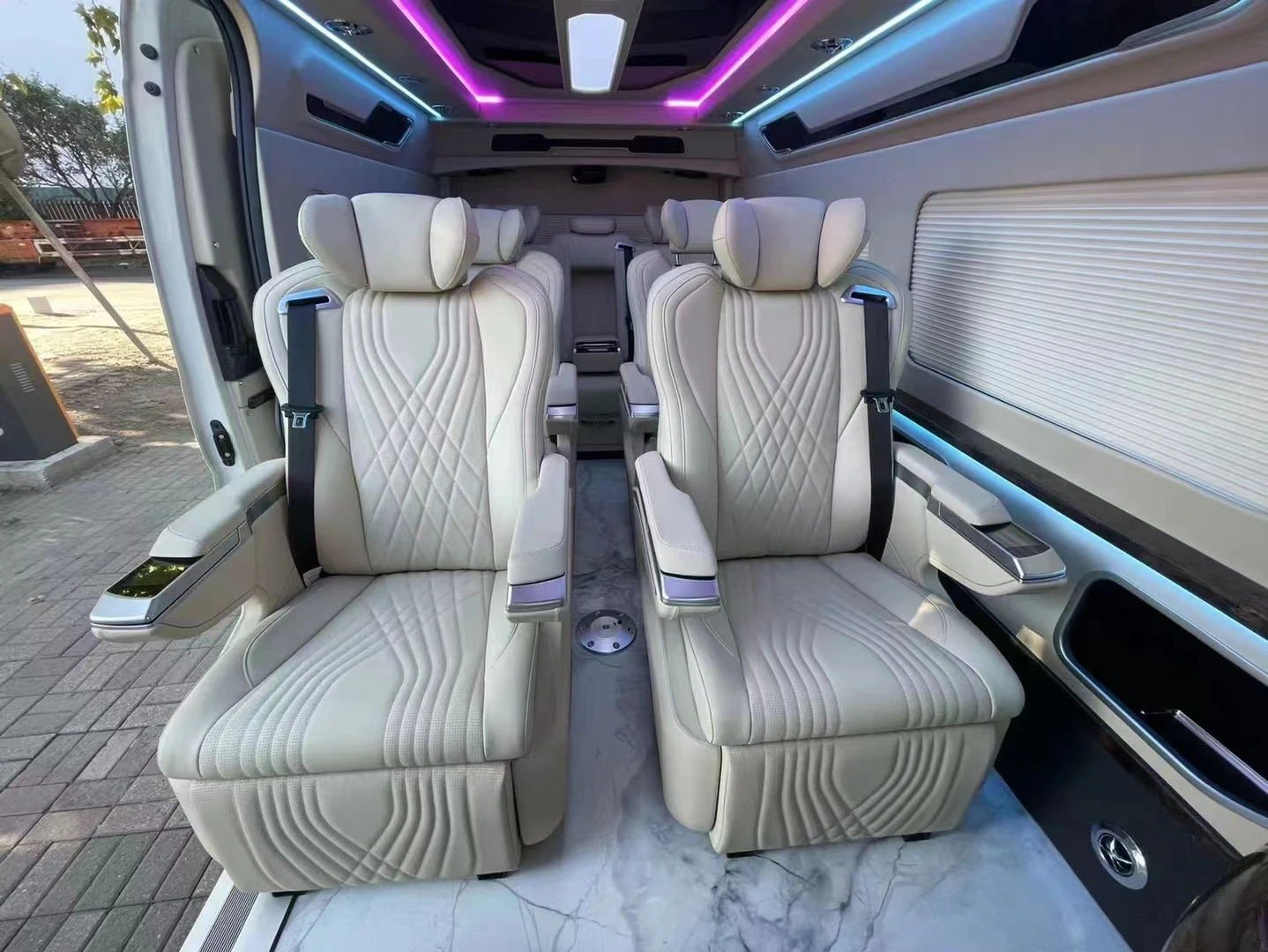 Used Toyota Hiace 9-Seater Mini Bus for Sale - White Luxury Coach Under ...