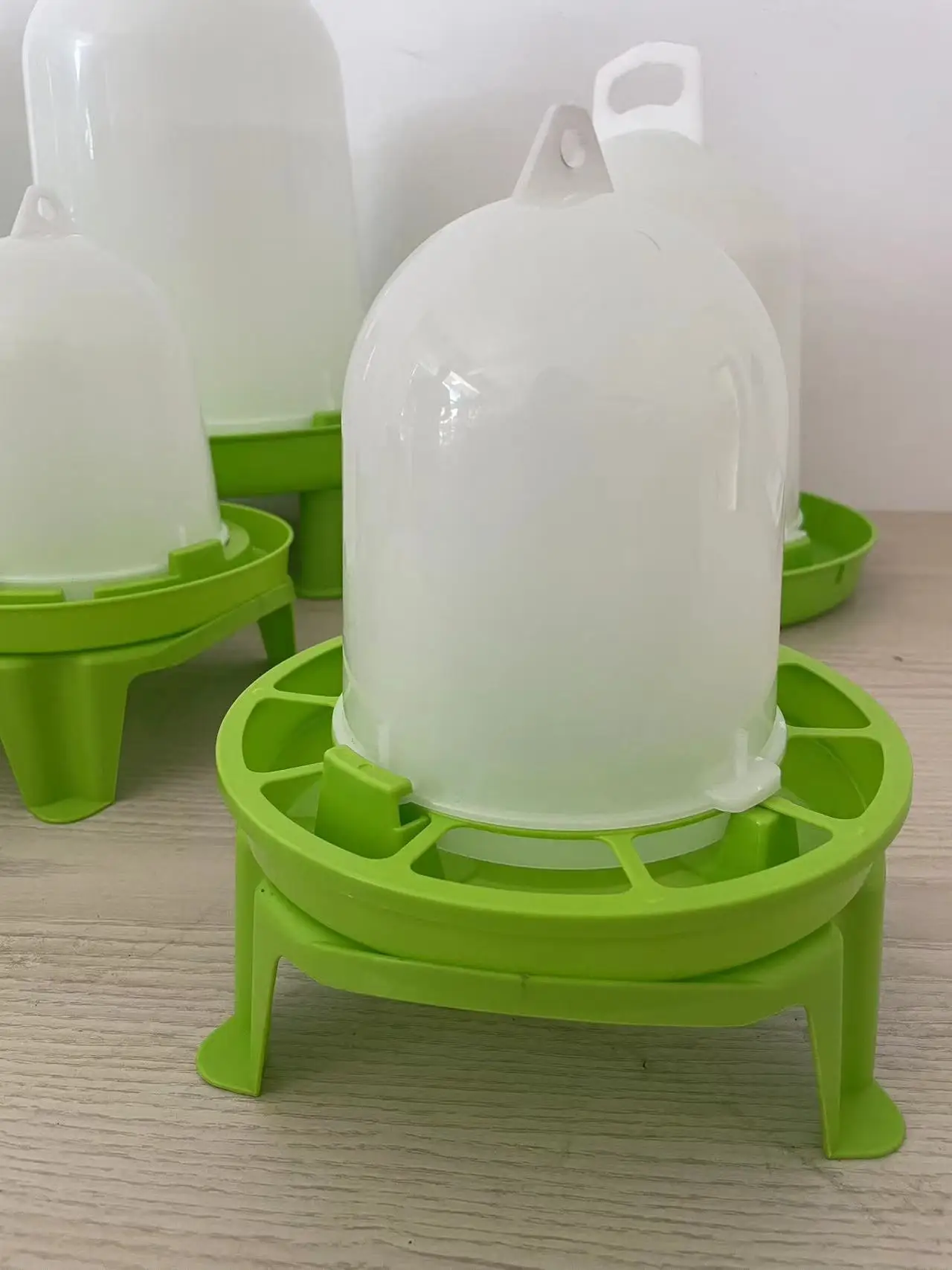 1.5KG Chicken Feeder and 1.5L Chicken Drinker Set Thick Green and White ...
