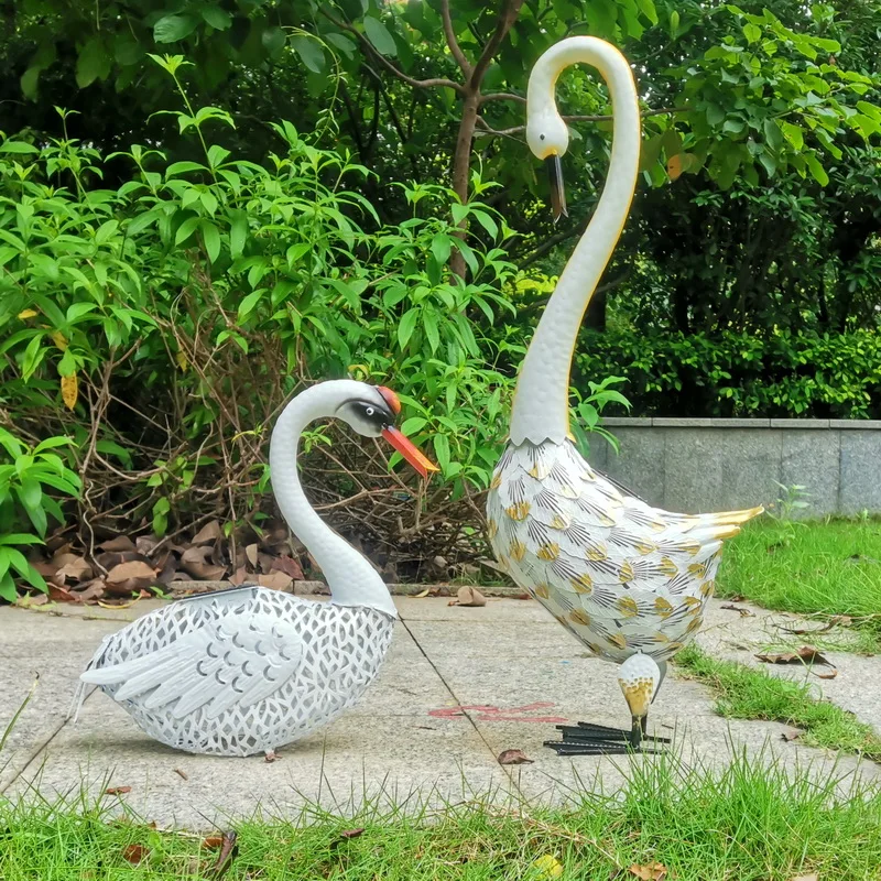 Swan Solar Lights - Elegant Garden Decor with Hand Painting