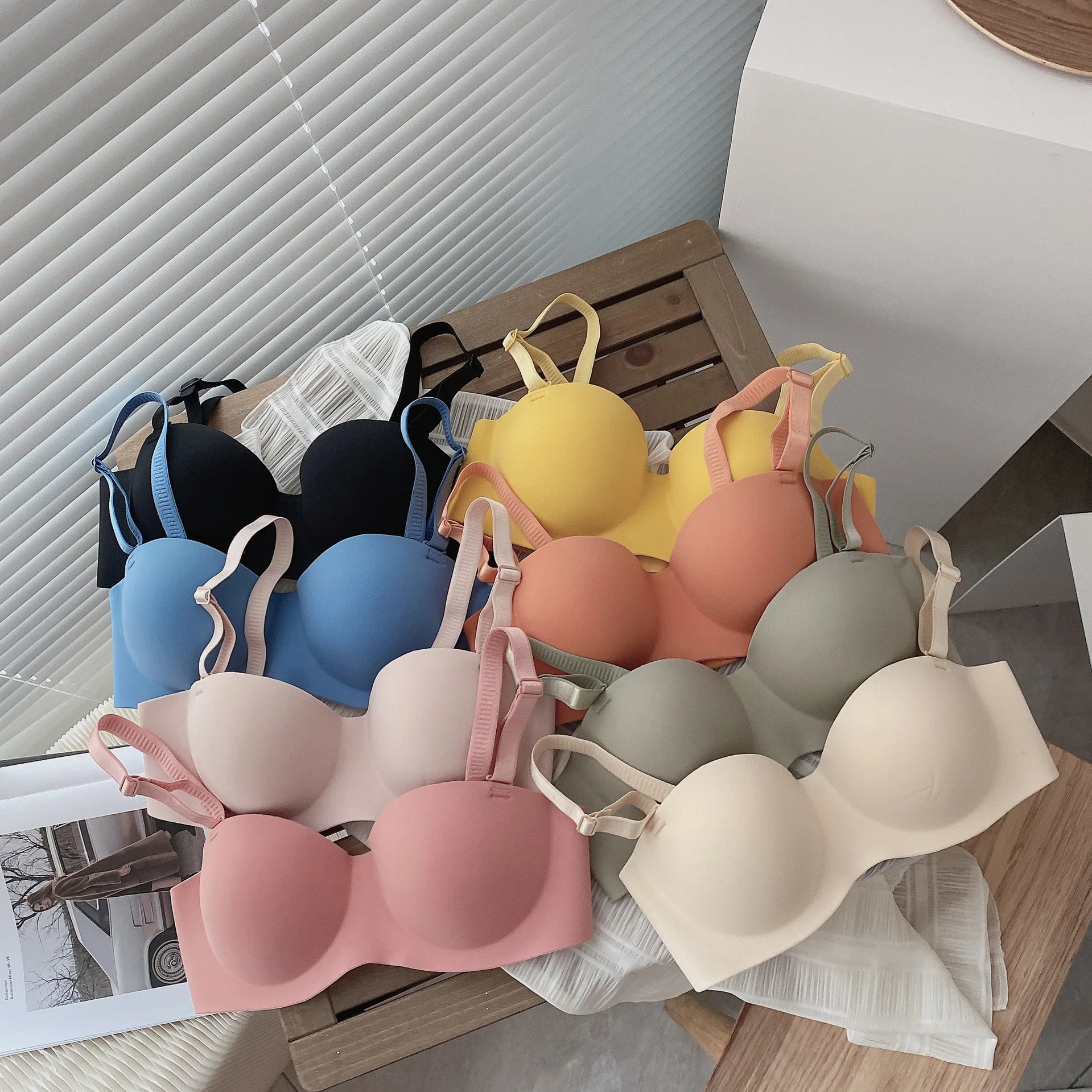 Half Cup Bra Small Chest Push up and Anti-sagging Medium Thick Solid ...