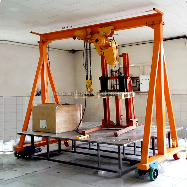 SEVENCRANE Aluminium Gantry Crane - 2 Ton Portable Crane
