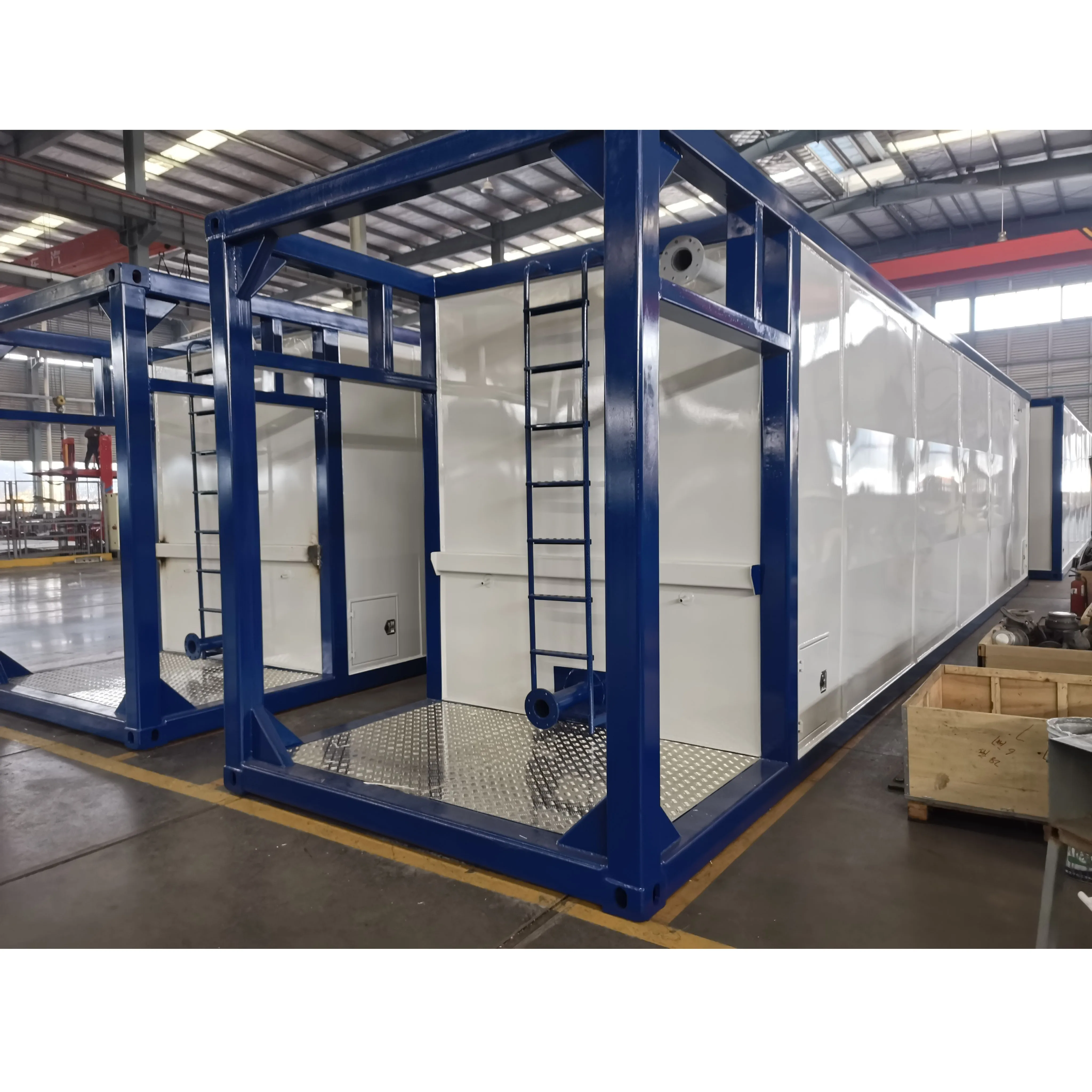 Customized 40ft Chemical Tank Container Iso Shipping Tanker Container ...