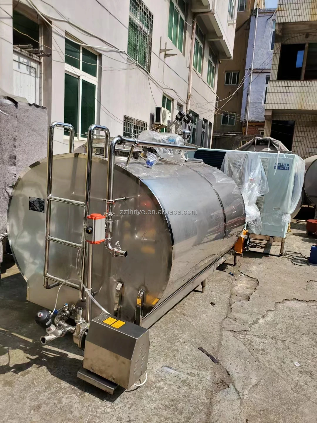Cooling Tank With Cleaning System Food Grade Liquid Tank Wash Machine ...