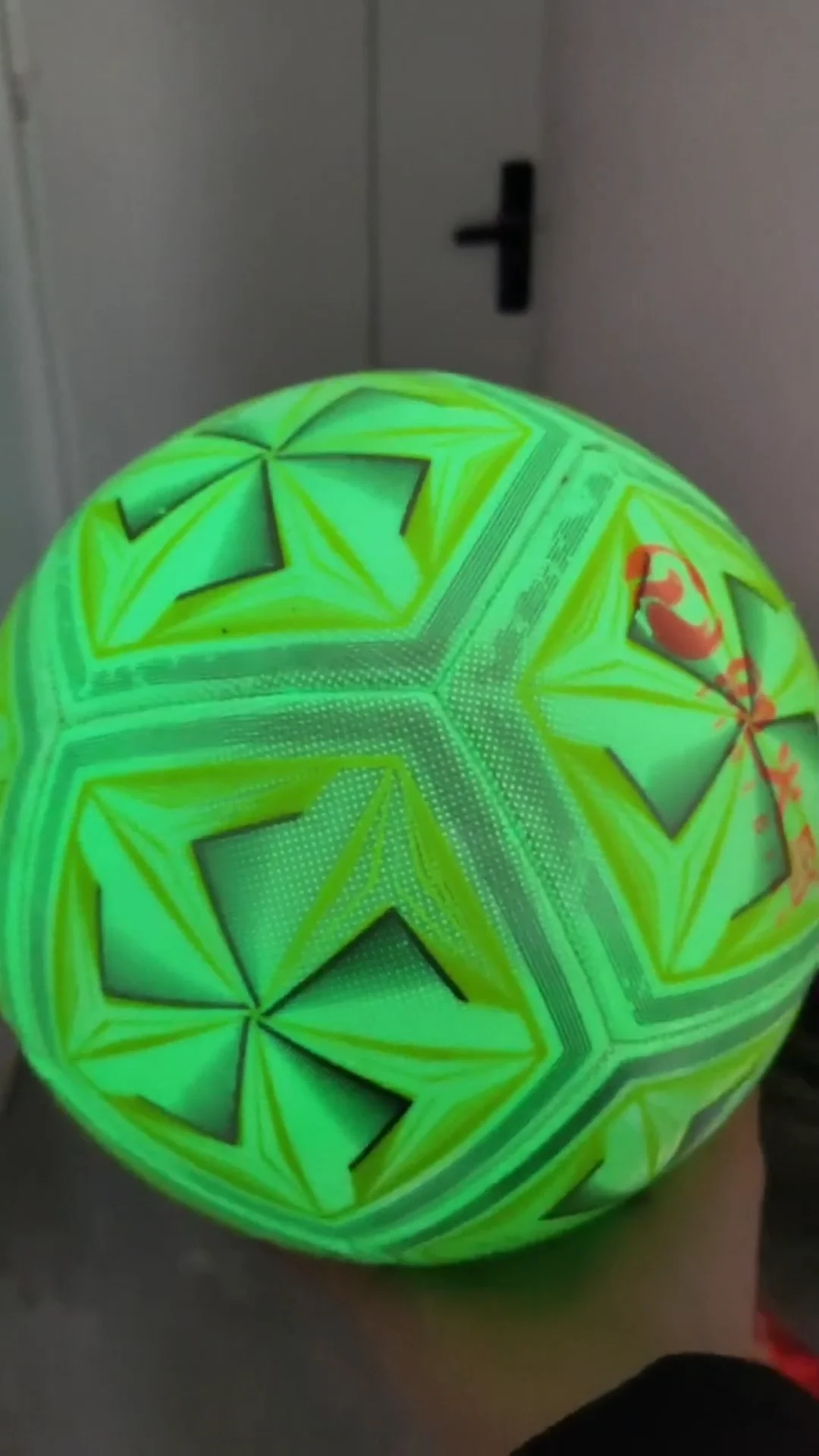 Super Fiber Standard Size 5 Reflective Soccer Green Luminous Night Glow ...