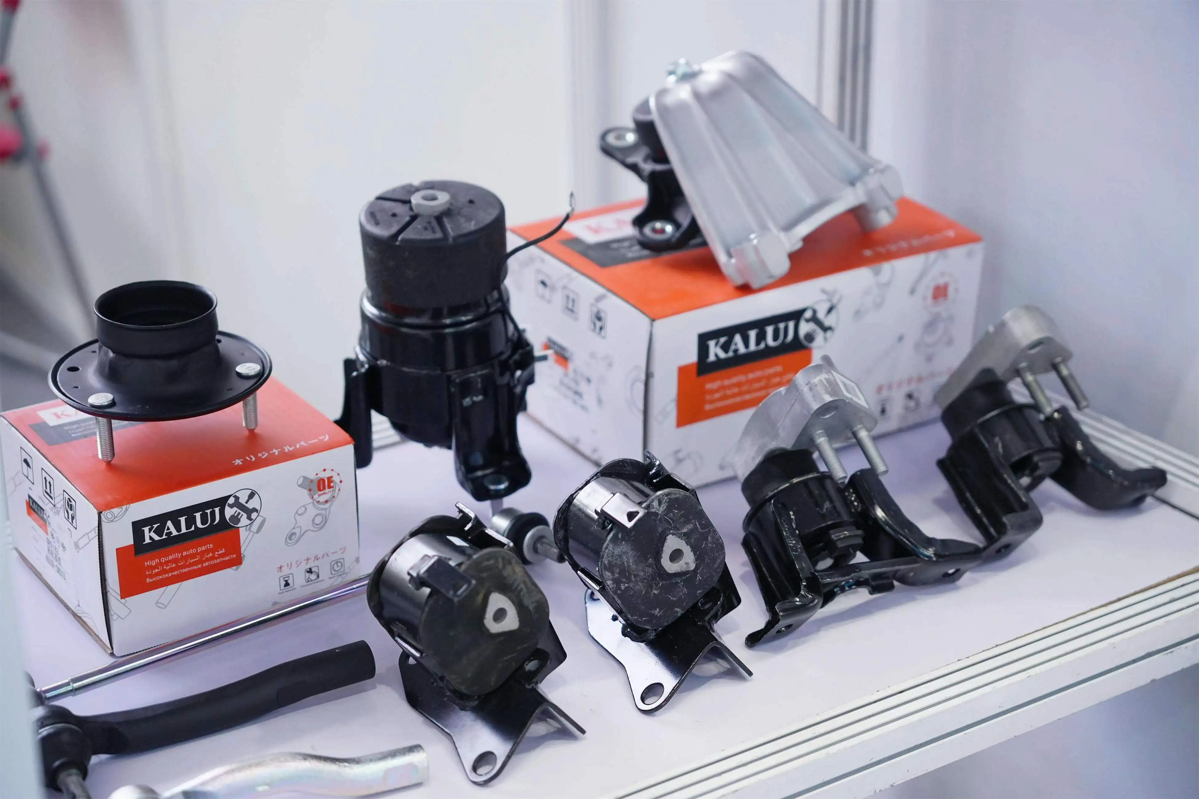 Auto Parts Rear Bumper Lower Trim 6044131200 for Geely Emgrand SS11