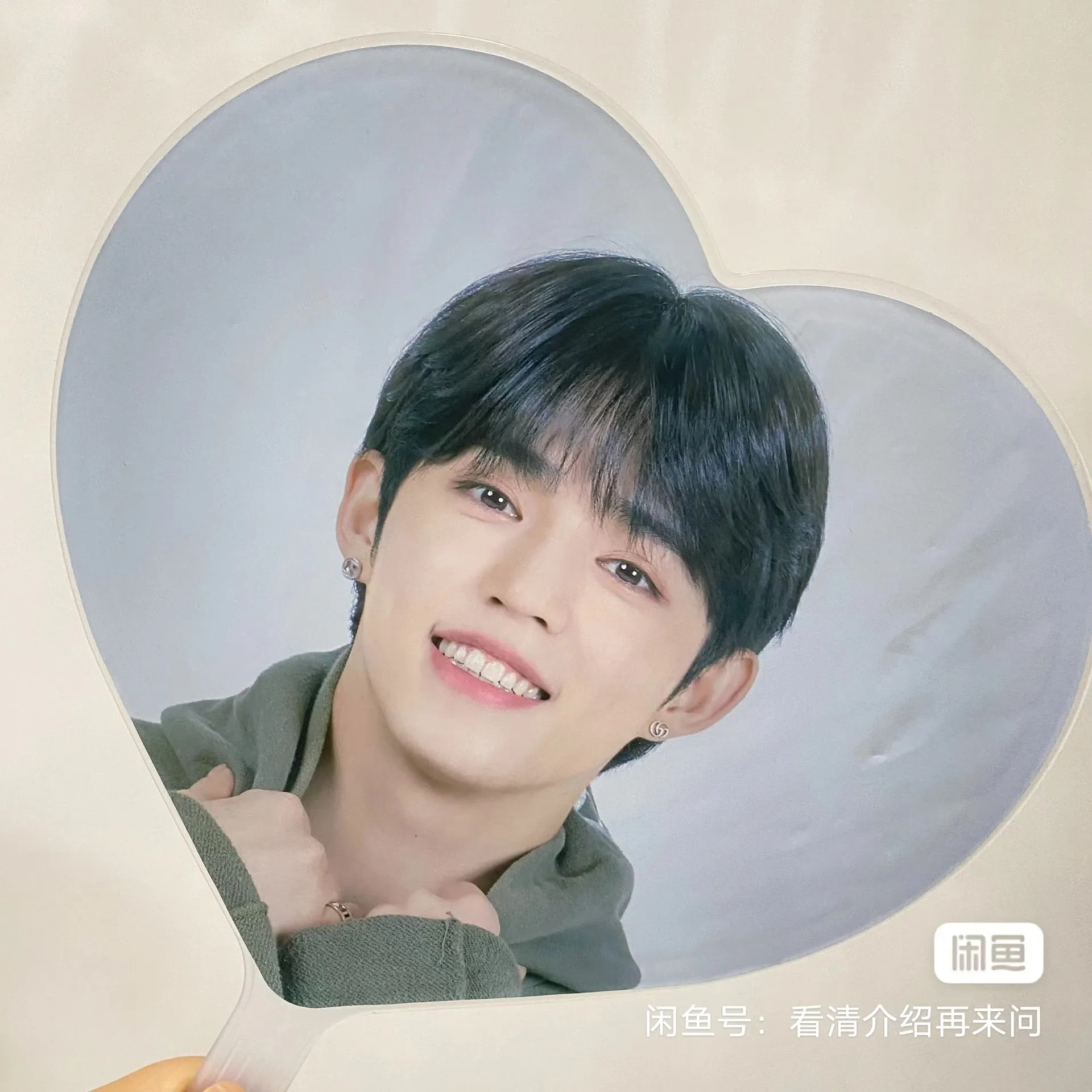 Custom New Plastic PVC Heart Shape Picket Kpop Mini Fans