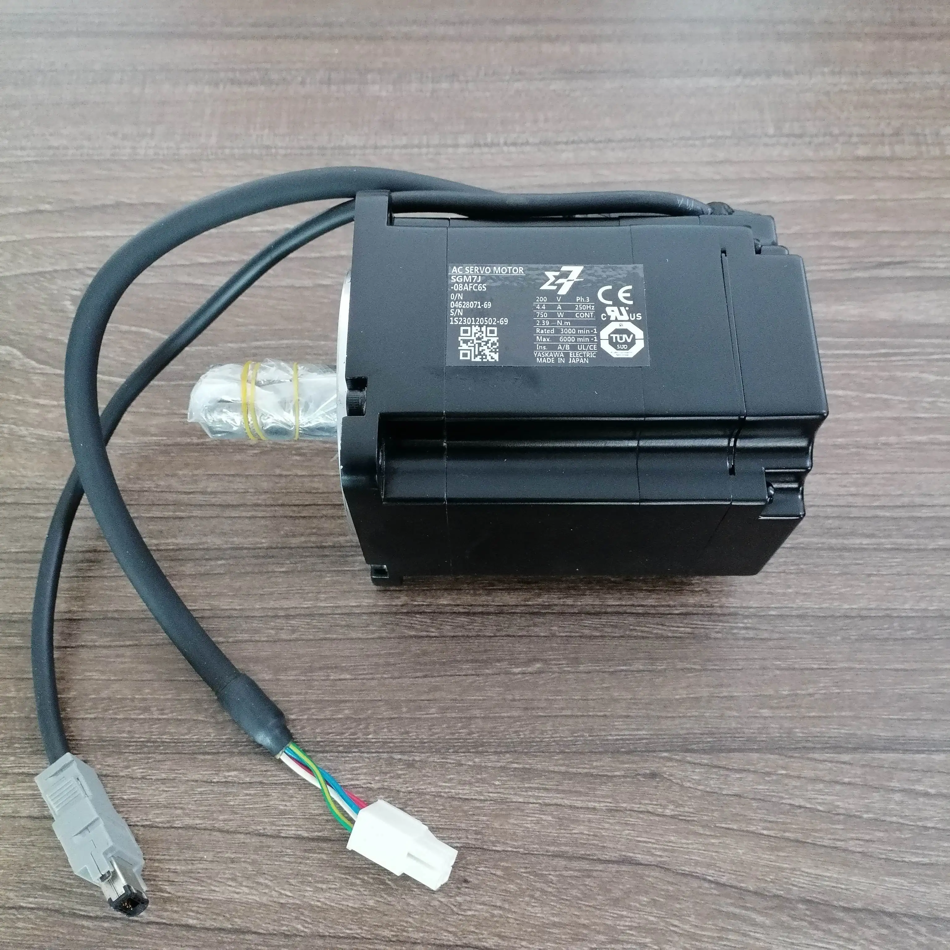 Yaskawa Plc Original Cnc Ac Servo Motor Sgm7j-08afc6s - Buy Cnc Ac ...