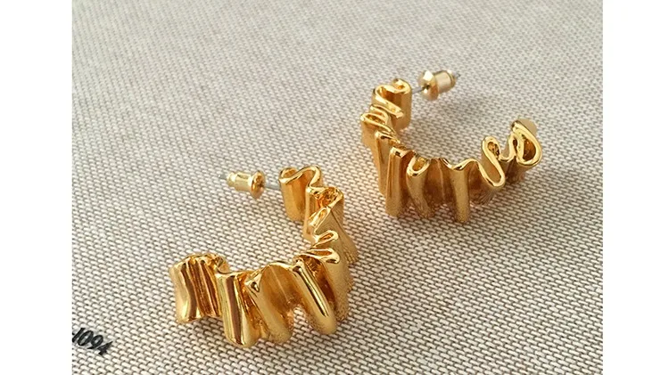 30mm Diameter Fold Curl Twisted Hoop Earrings Irregular 18k Gold Plated ...